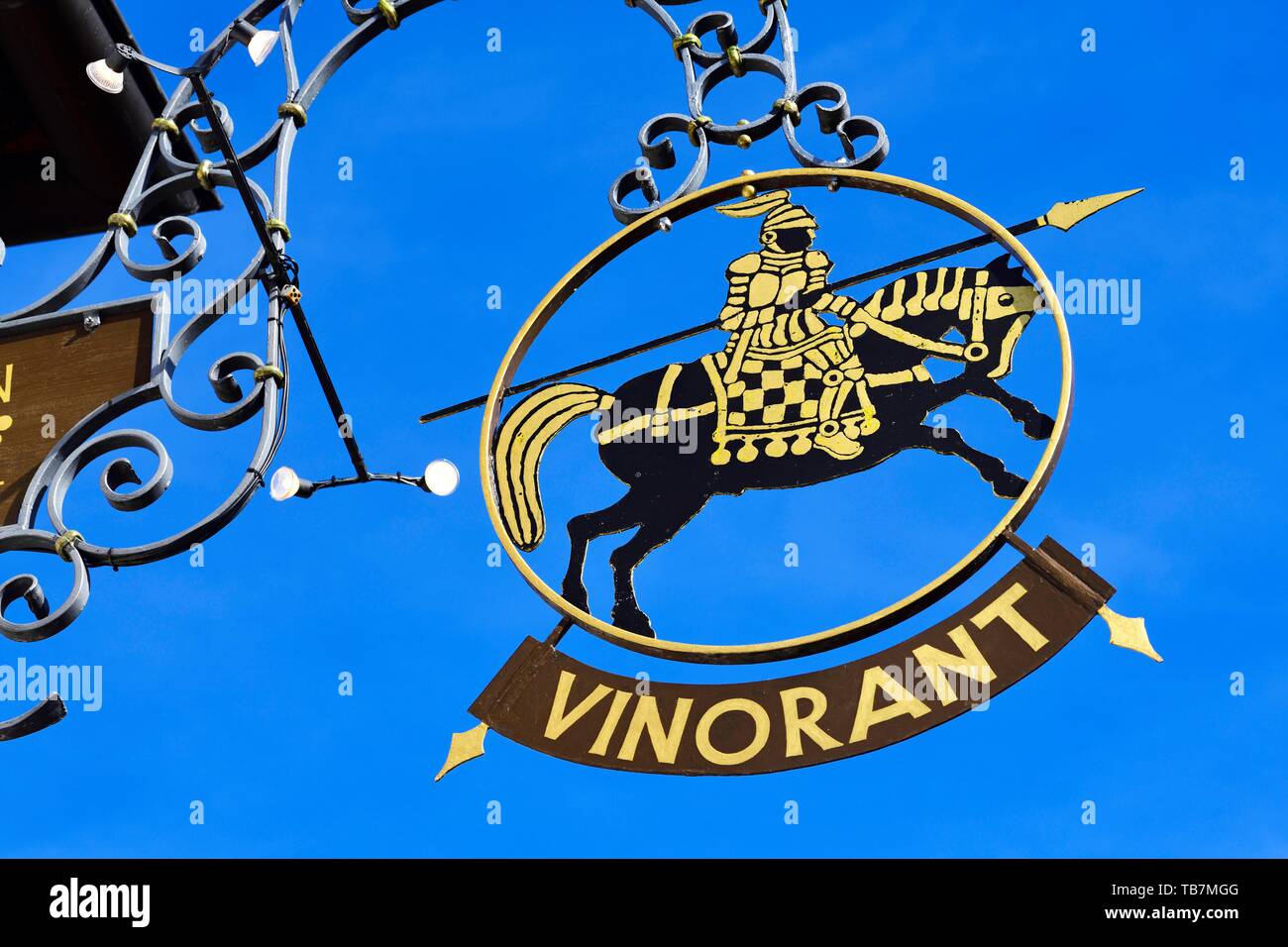 Medieval store sign hi-res stock photography and images - Alamy