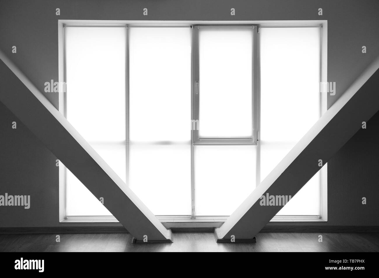 Big modern window with blinds in room Stock Photo - Alamy