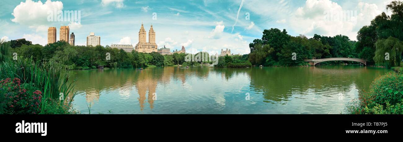Central Park Spring with skyline panorama in midtown Manhattan New York ...
