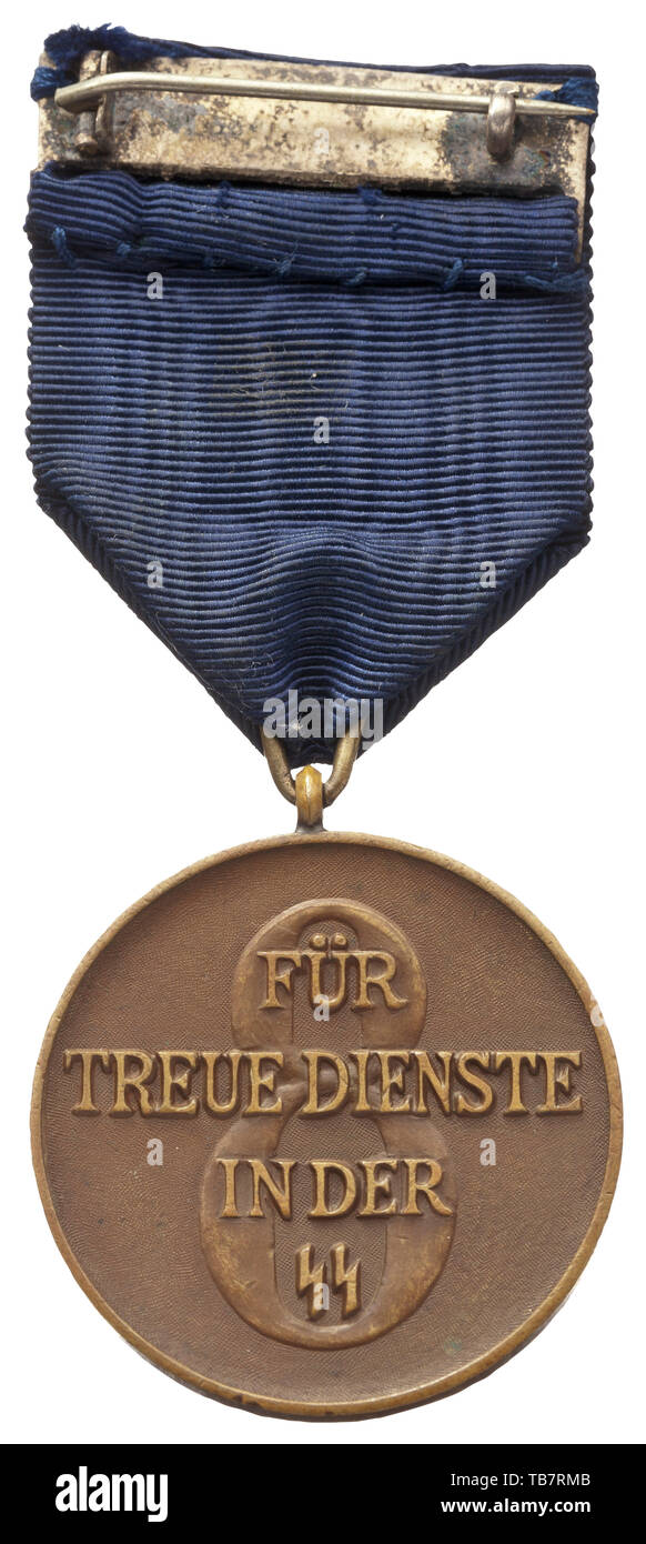 Ss runes hi-res stock photography and images - Alamy