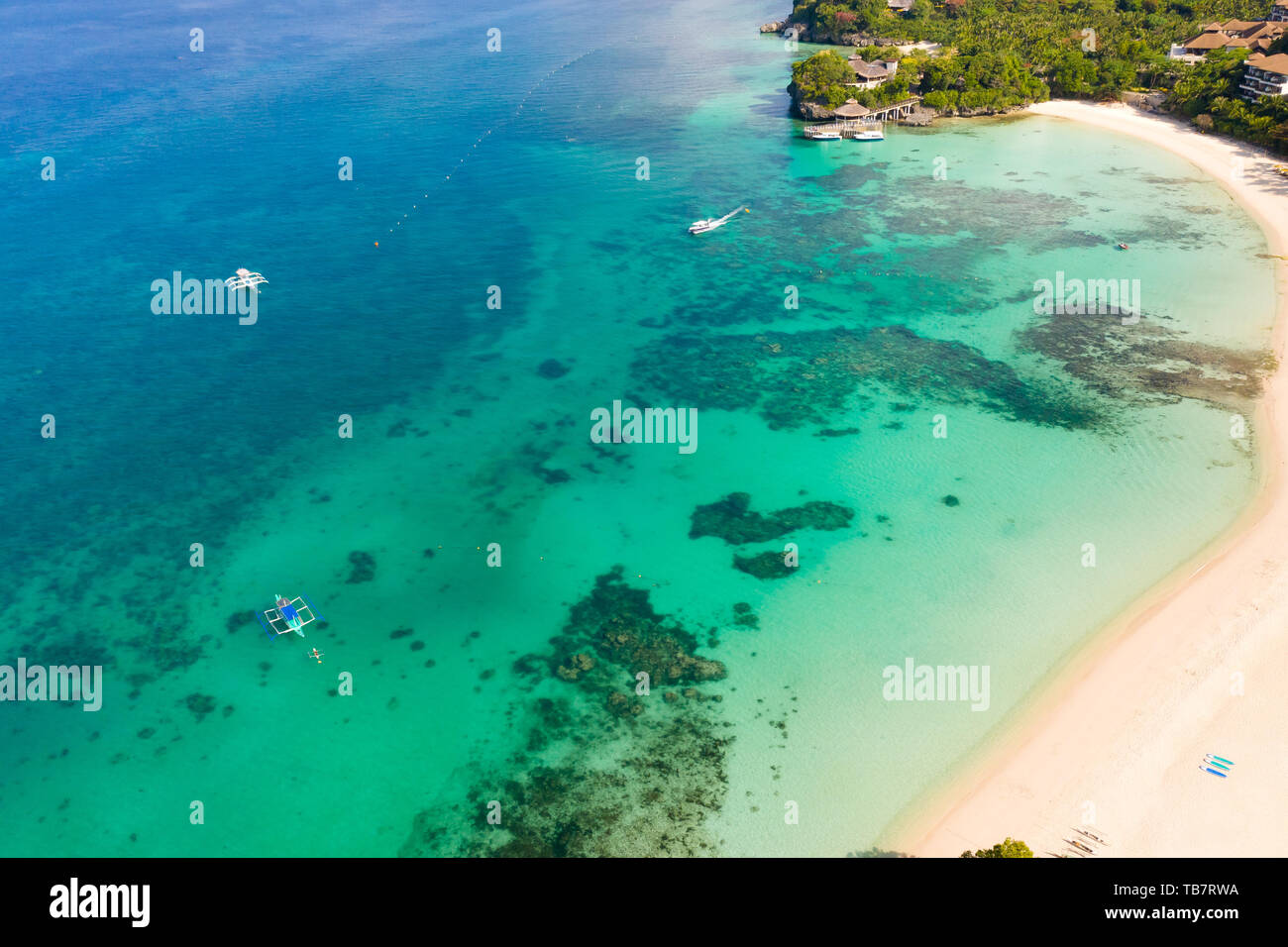 Beautiful Punta Bunga Beach on Boracay island, Philippines. White sandy ...