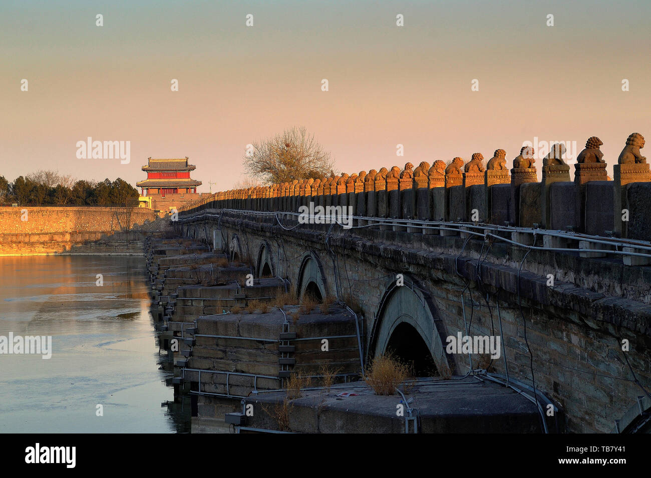 Lugou bridge hi-res stock photography and images - Alamy