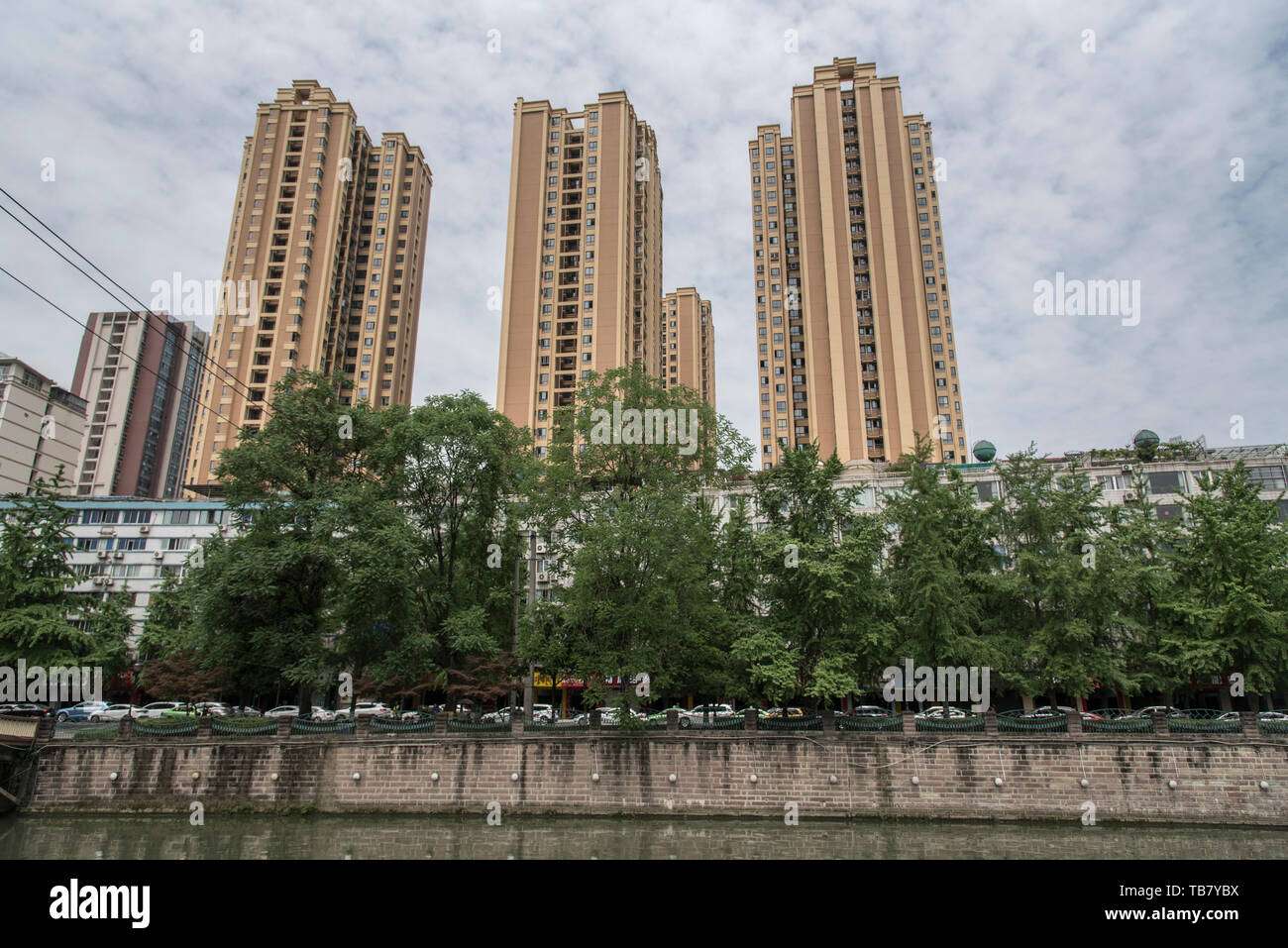 Chinese apartments hi-res stock photography and images - Alamy