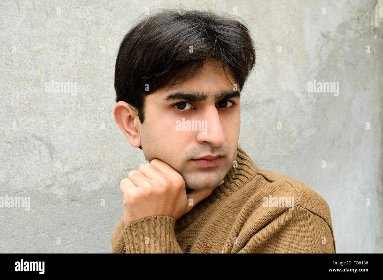 Pakistani man young hi-res stock photography and images - Alamy