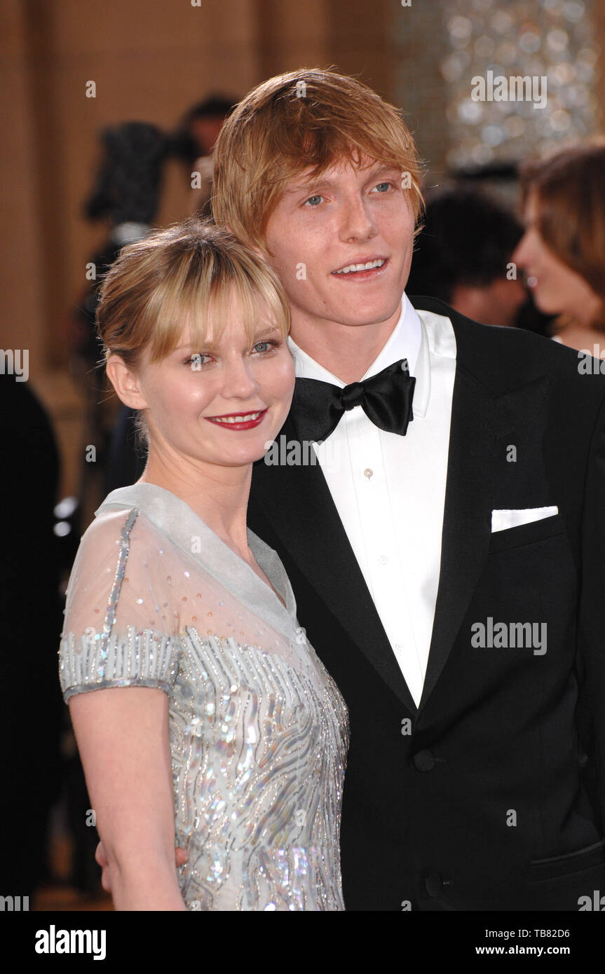 LOS ANGELES, CA. February 25, 2007: Kirsten Dunst & Christian Dunst at ...