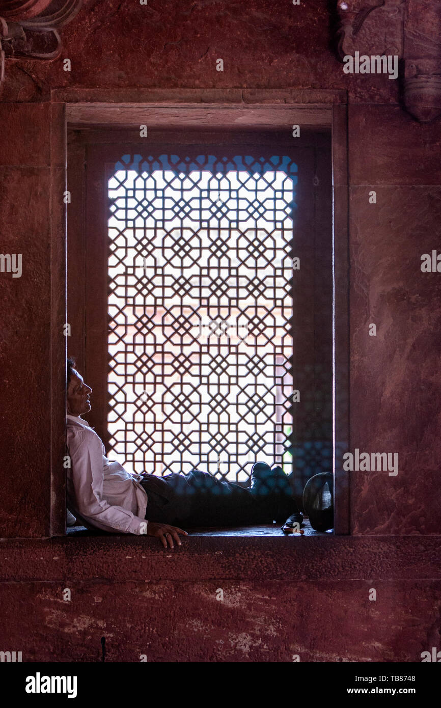 Lattice window hi-res stock photography and images - Alamy