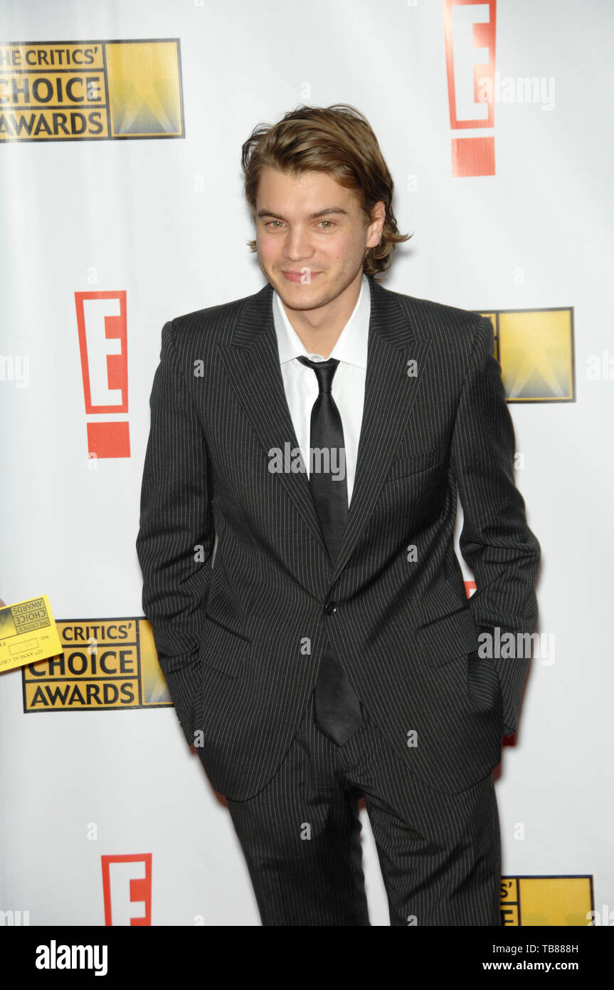 LOS ANGELES, CA. January 12, 2007: EMILE HIRSCH at the 12th Annual ...