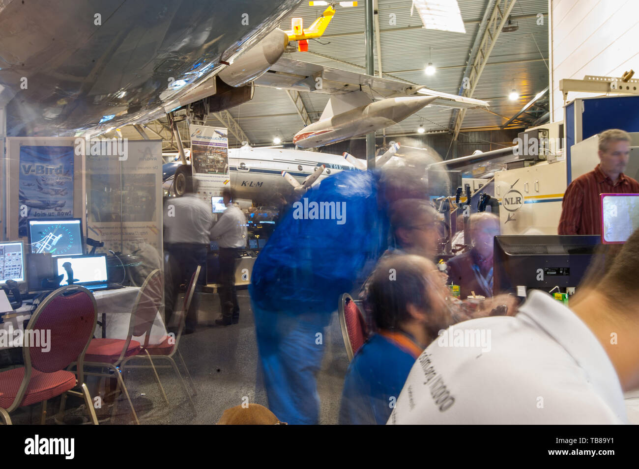 Computer simulation of airplane flight hi-res stock photography and ...