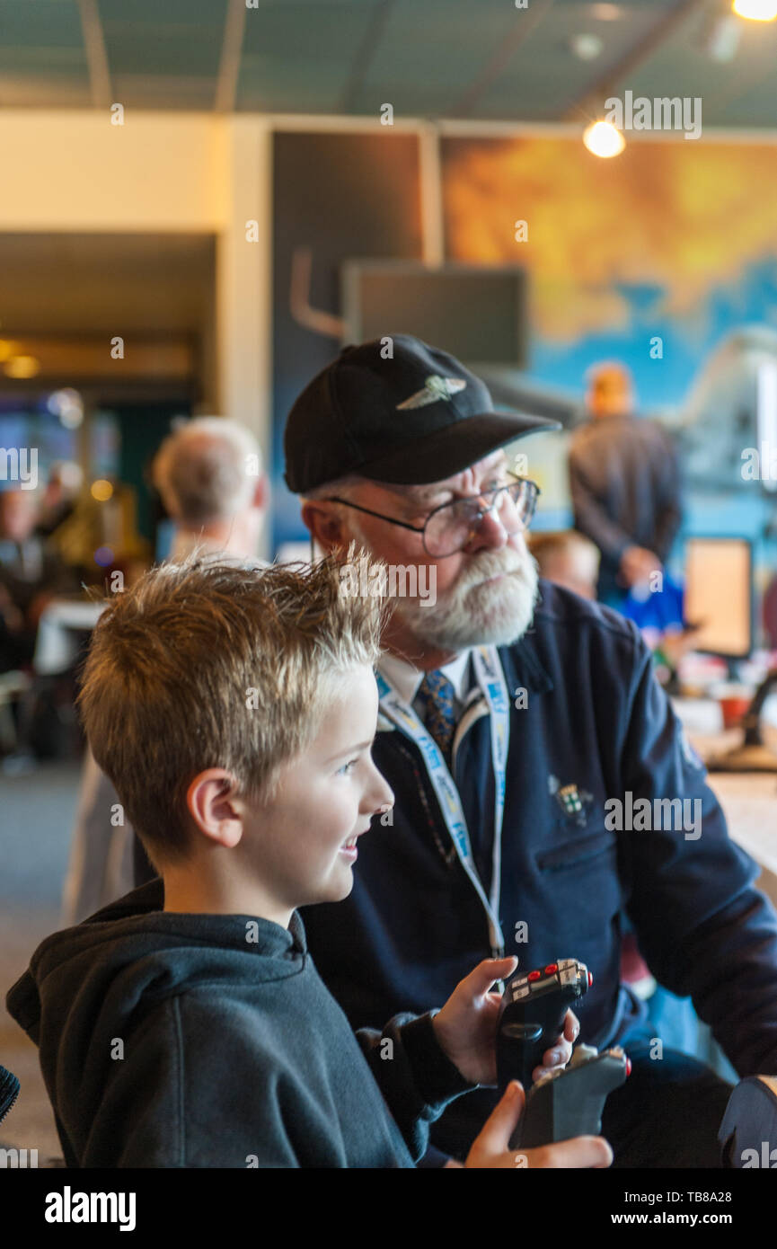 Computer simulation of airplane flight hi-res stock photography and ...