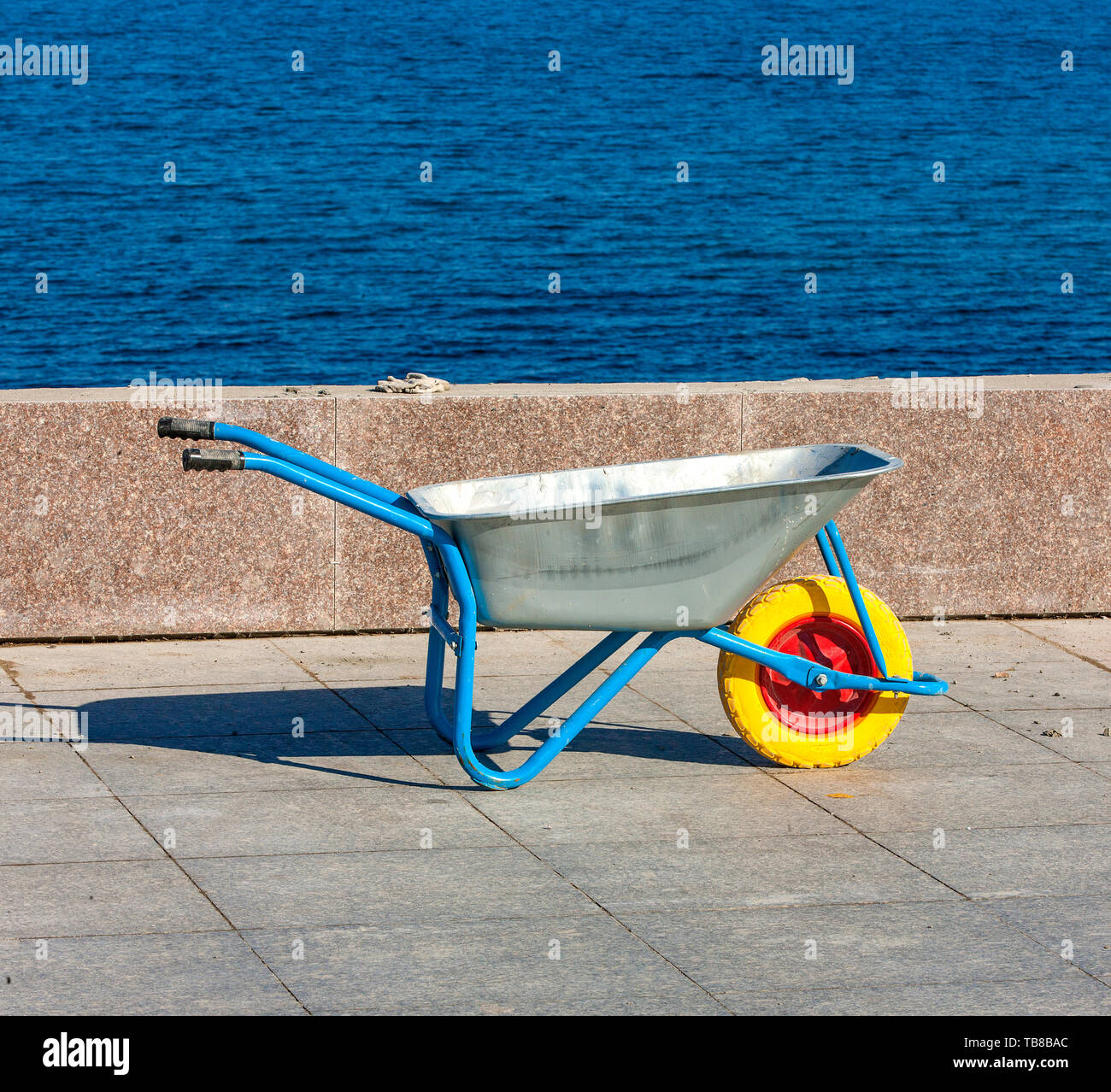 Manual hauling hi-res stock photography and images - Alamy