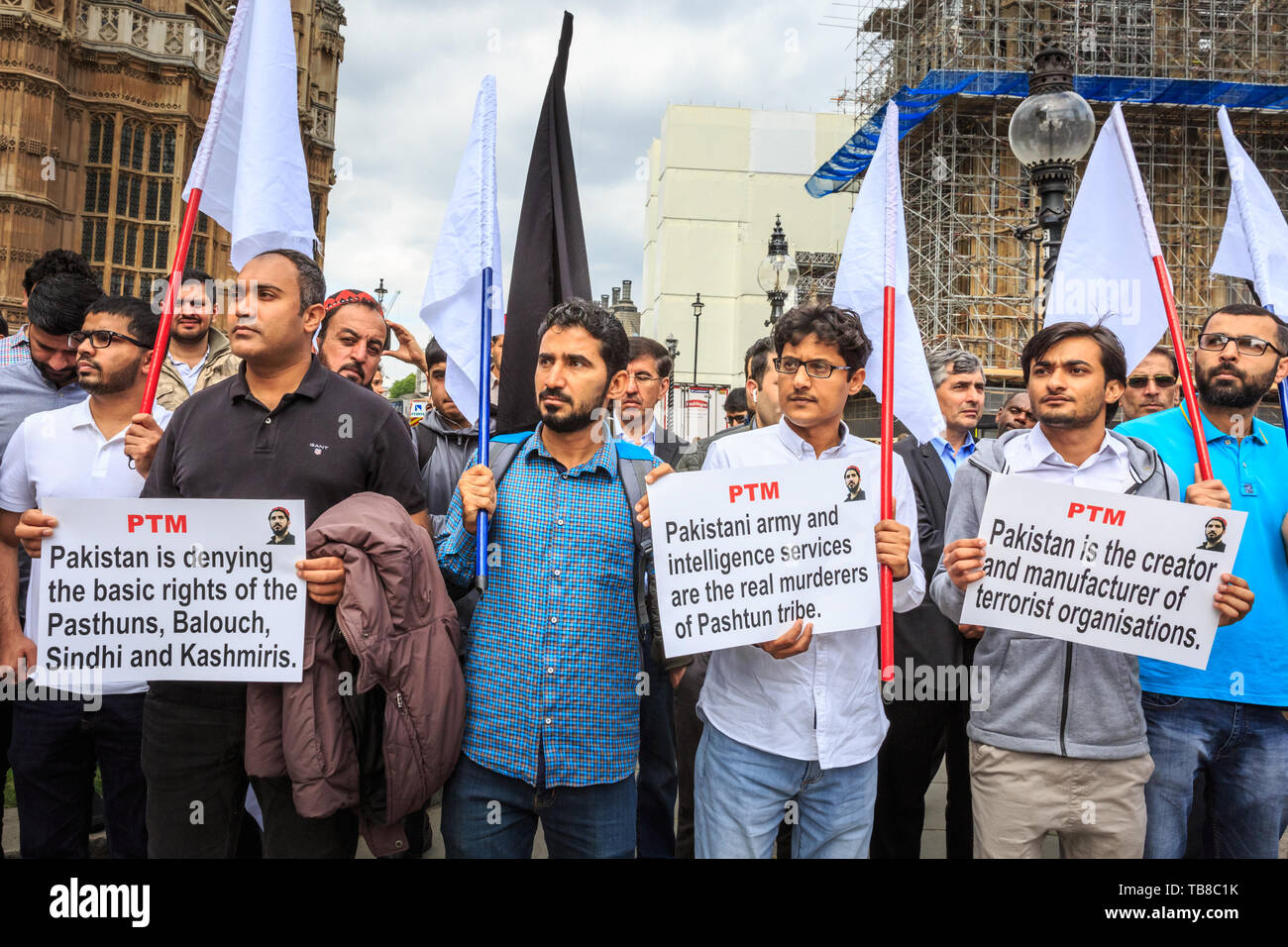 Pashtun demonstrators hi-res stock photography and images - Alamy