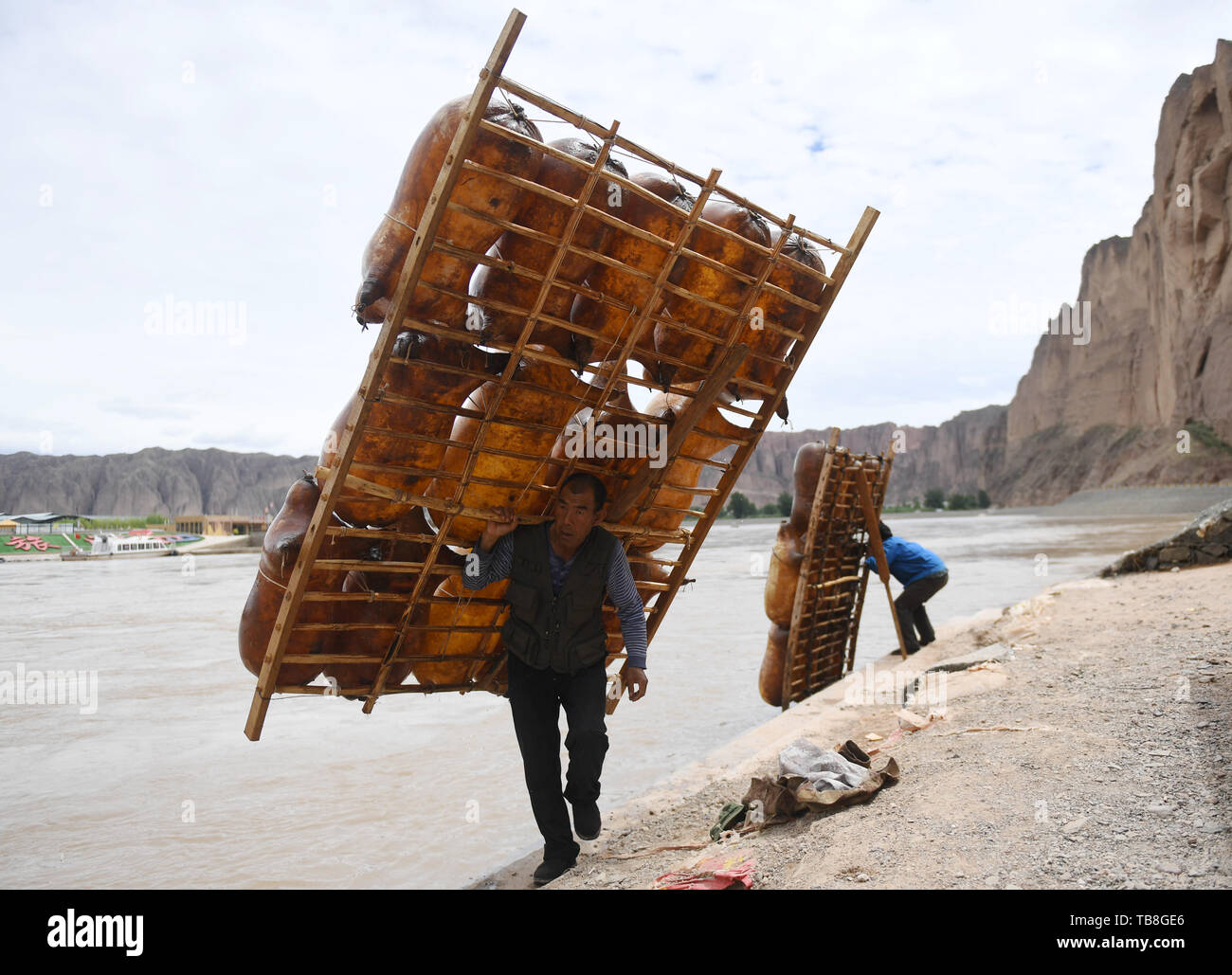 Sheepskin raft hi-res stock photography and images - Alamy