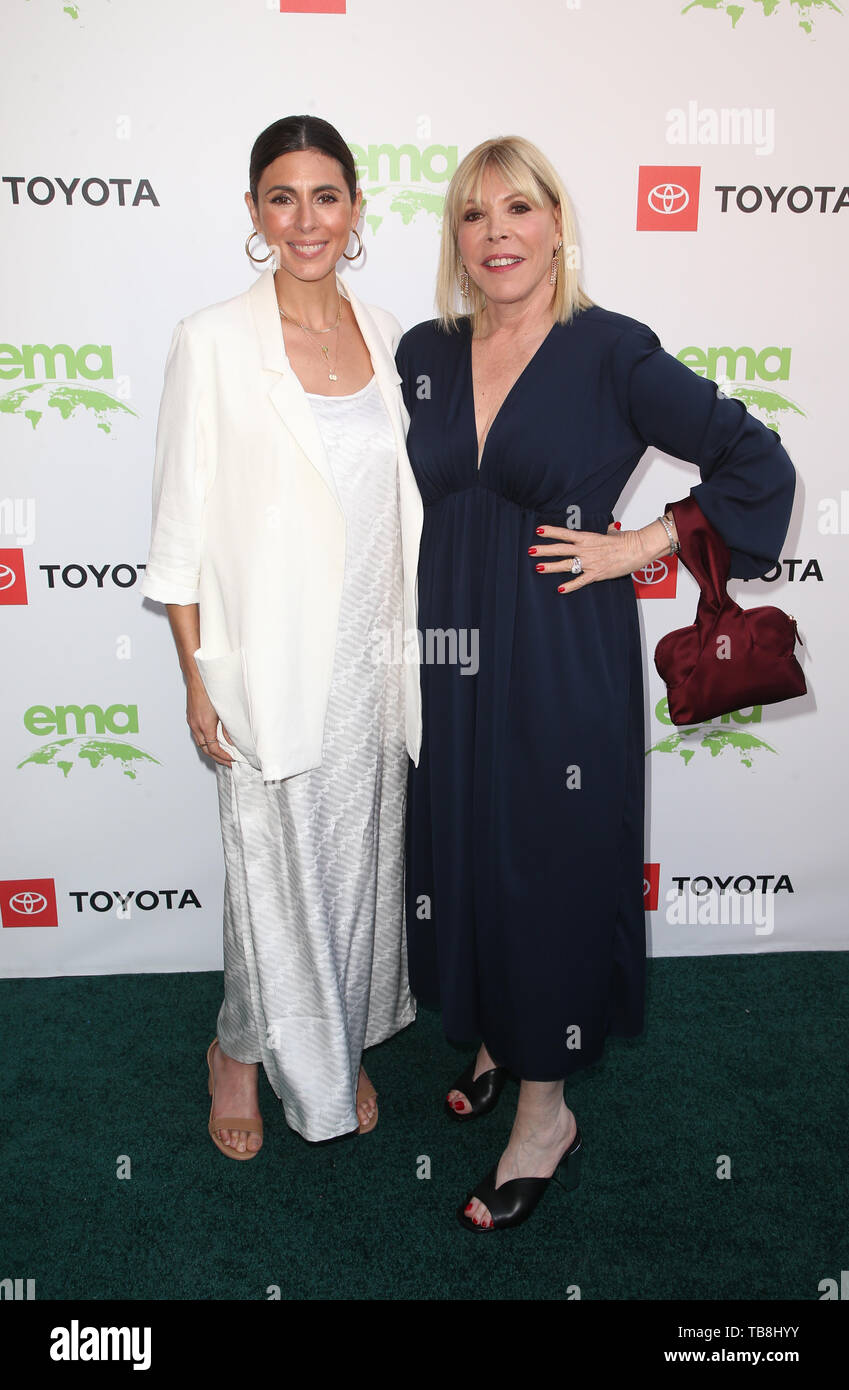 Beverly Hills, Ca. 30th May, 2019. Jamie-Lynn Sigler, Debbie Levin, at ...
