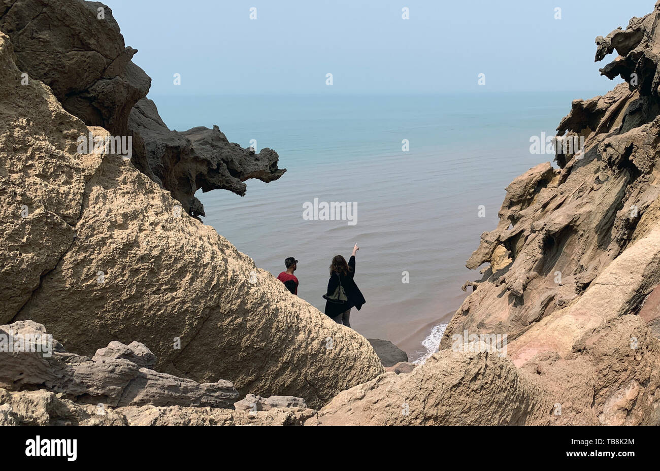 Strait of hormus hi-res stock photography and images - Alamy