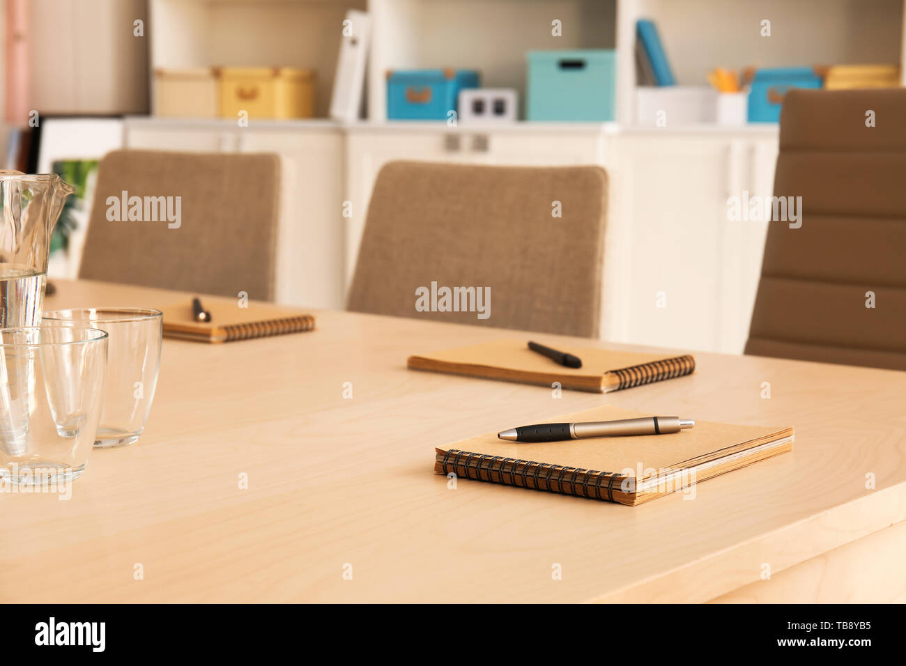 Empty conference room prepared for meeting Stock Photo - Alamy
