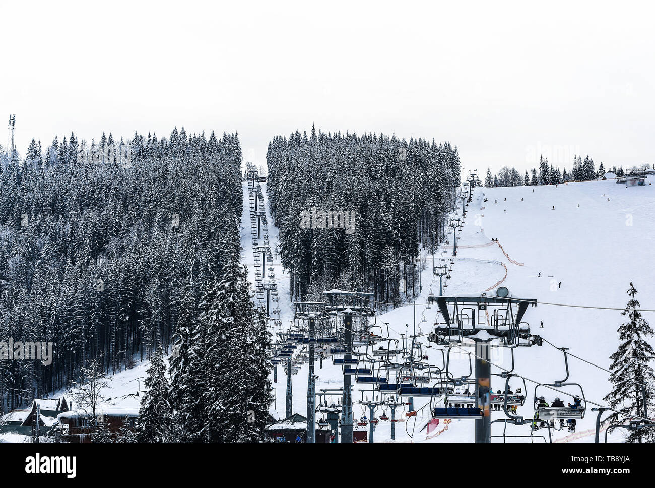 Ski lift at mountain resort Stock Photo - Alamy