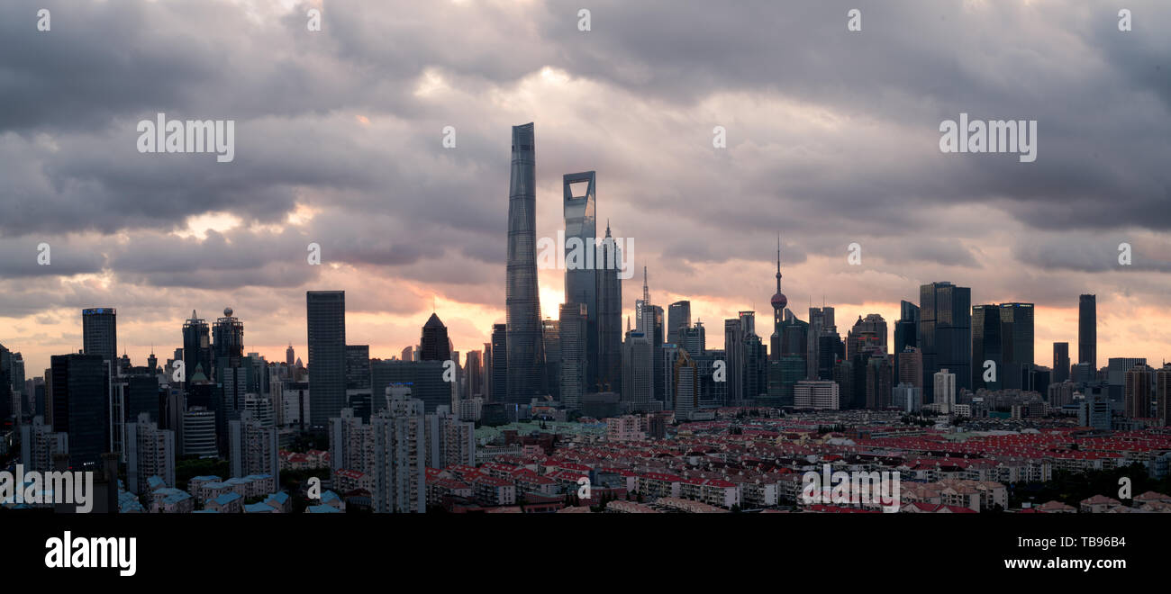 Poor shanghai hi-res stock photography and images - Alamy