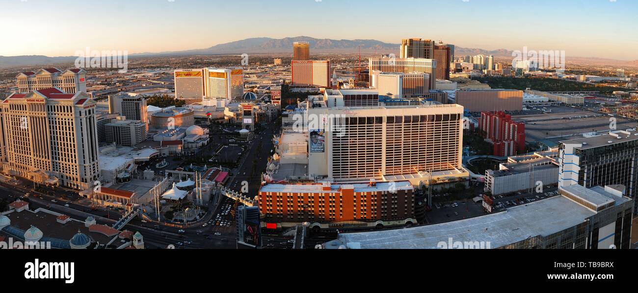 Aerial panorama view of Las Vegas Strip at Sunset Stock Photo - Alamy