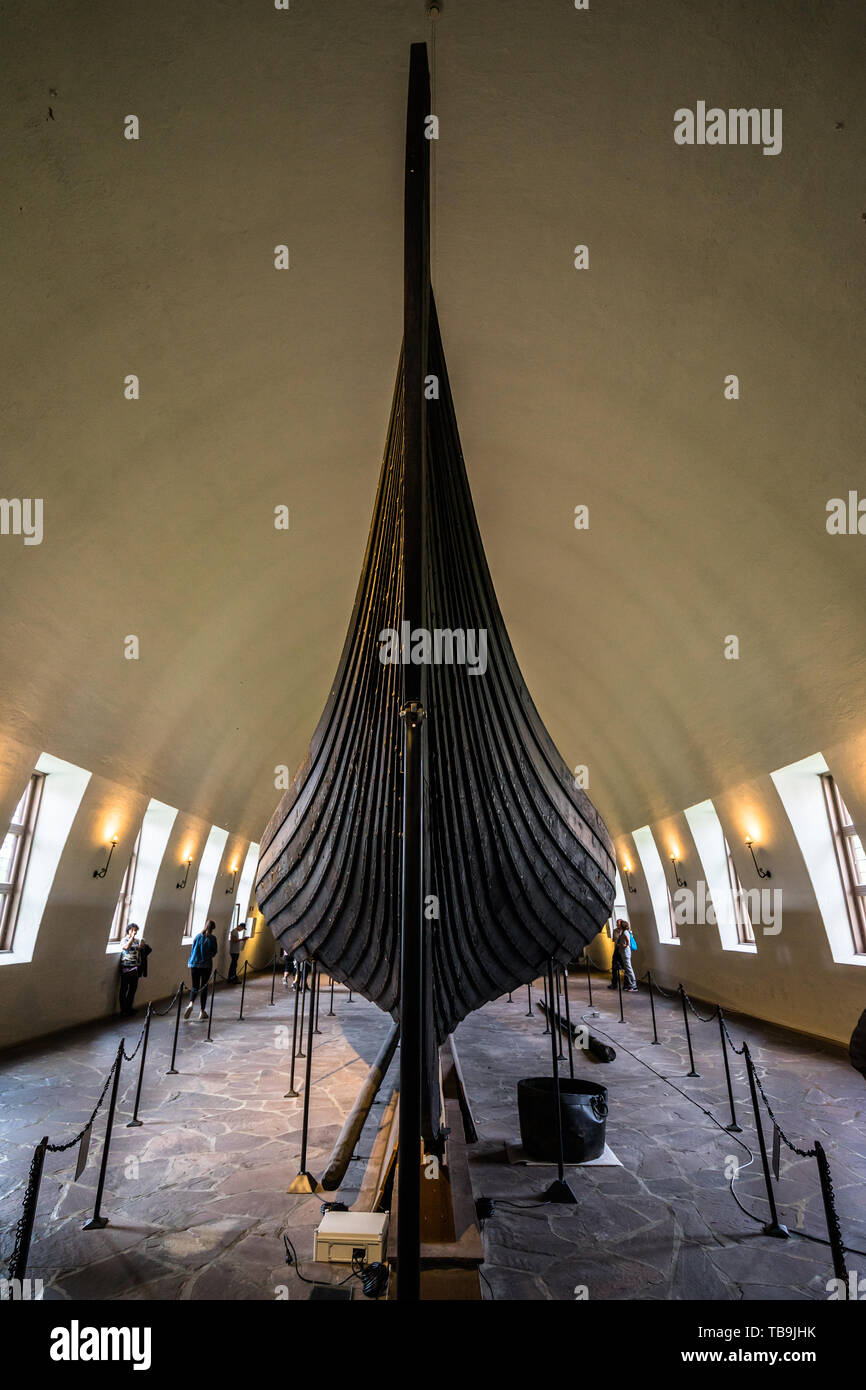 Viking Ship Museum in Oslo houses the world's best preserved viking ...