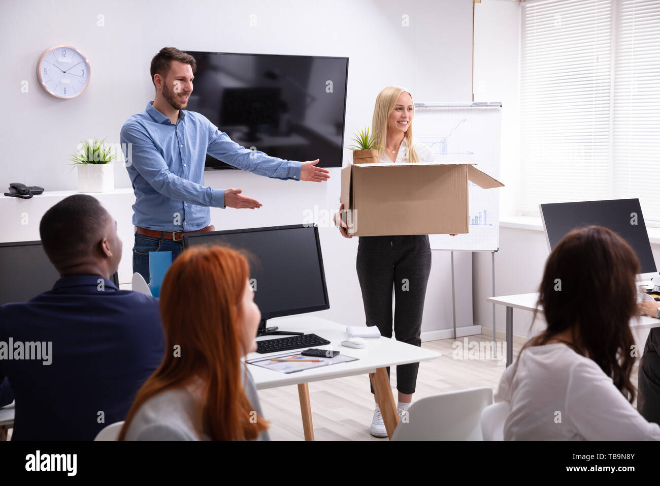 Office old and young colleagues hi-res stock photography and images - Alamy