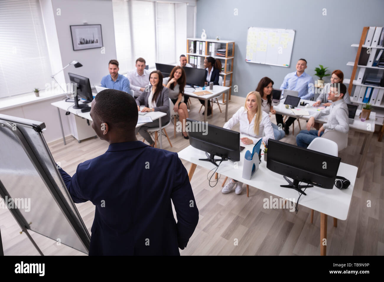 Professor giving lecture hi-res stock photography and images - Alamy