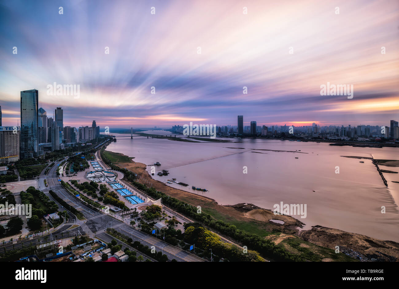 Nanchang city skyline hi-res stock photography and images - Alamy