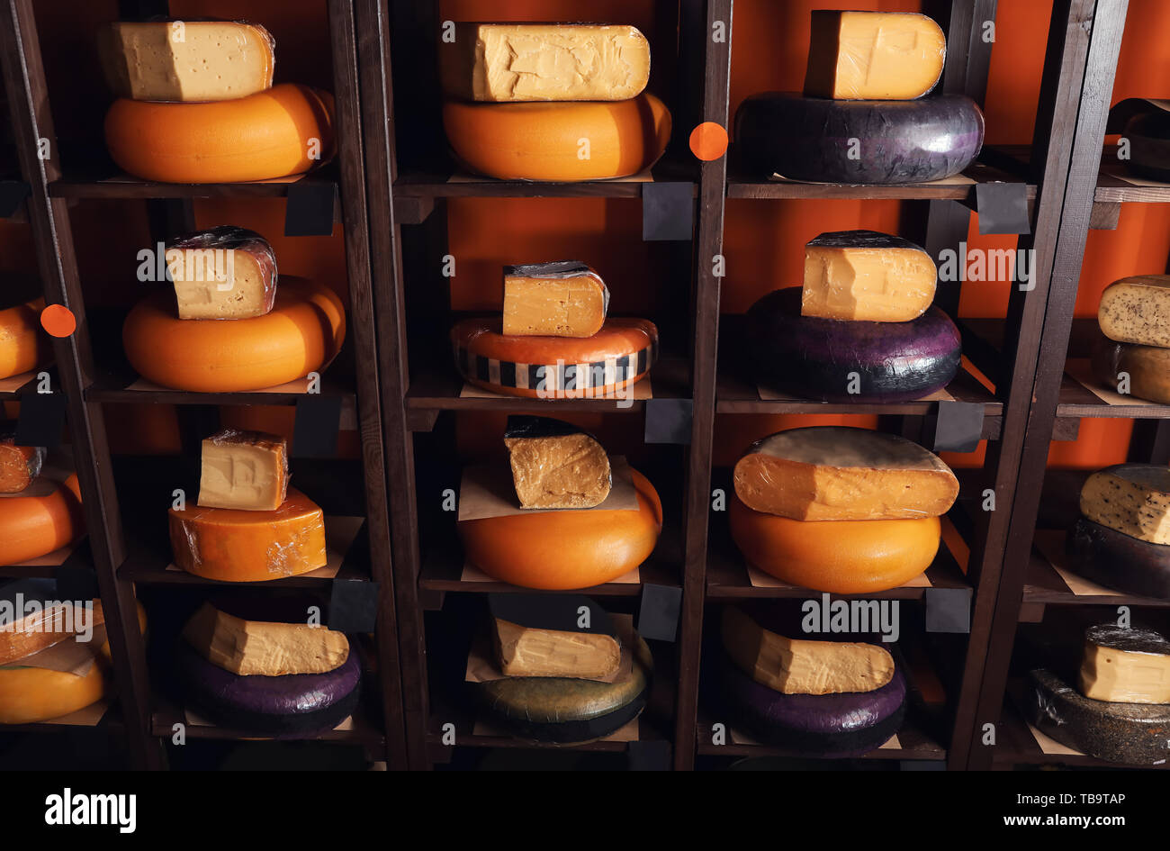 Cheese on shelves hi-res stock photography and images - Alamy