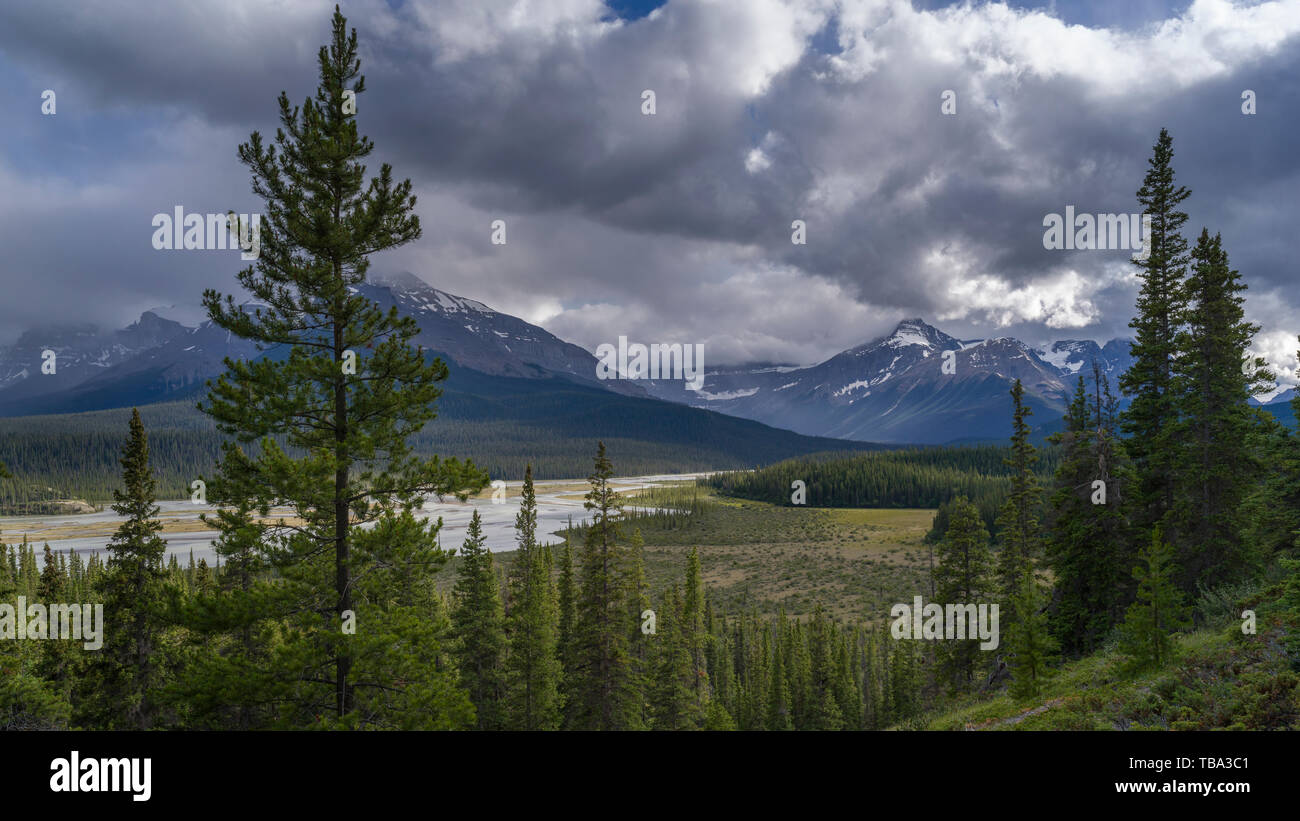 Saskatchewan river crossing hi-res stock photography and images - Alamy