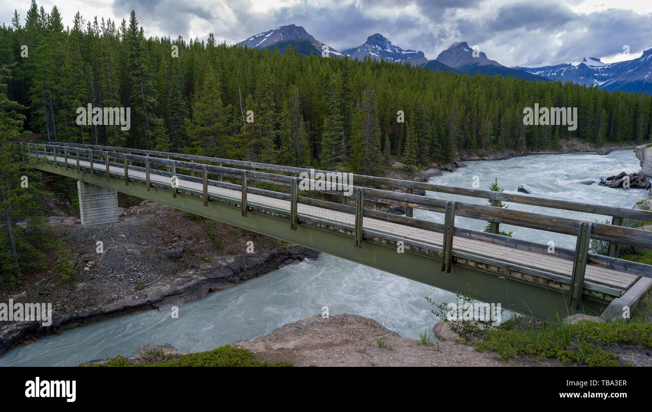 Bridge north saskatchewan river in hi-res stock photography and images ...
