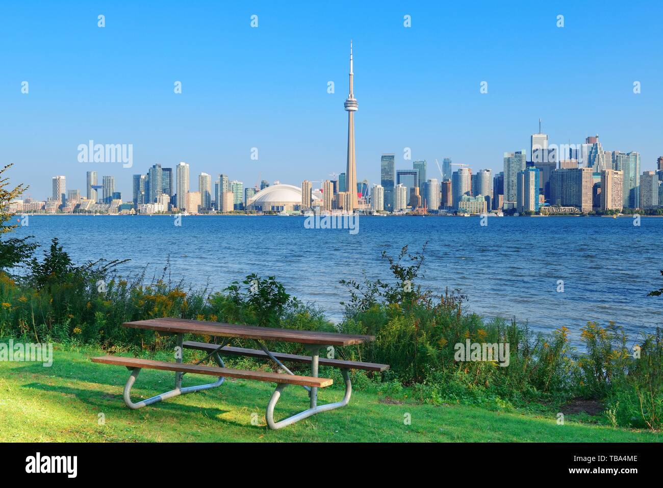 Toronto day hi-res stock photography and images - Alamy