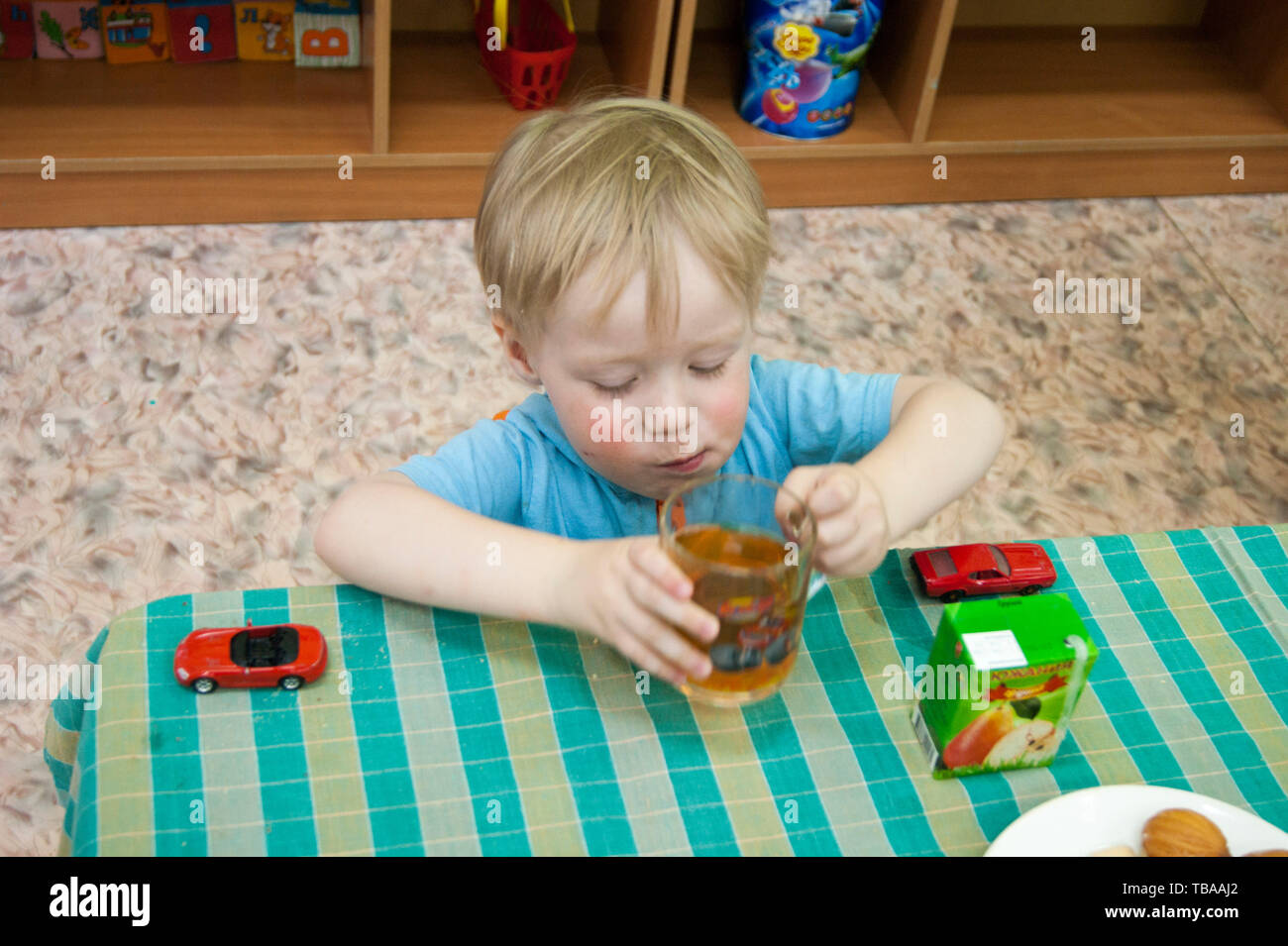 Russia Novodvinsk May 2019 - Kindergarten 24 - Tea drinking and games ...