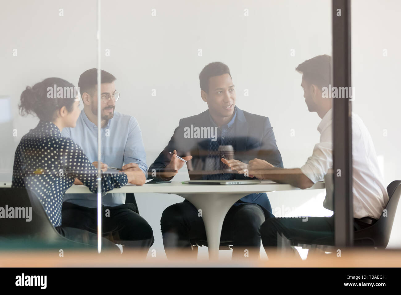 Brainstorm office business hi-res stock photography and images - Alamy