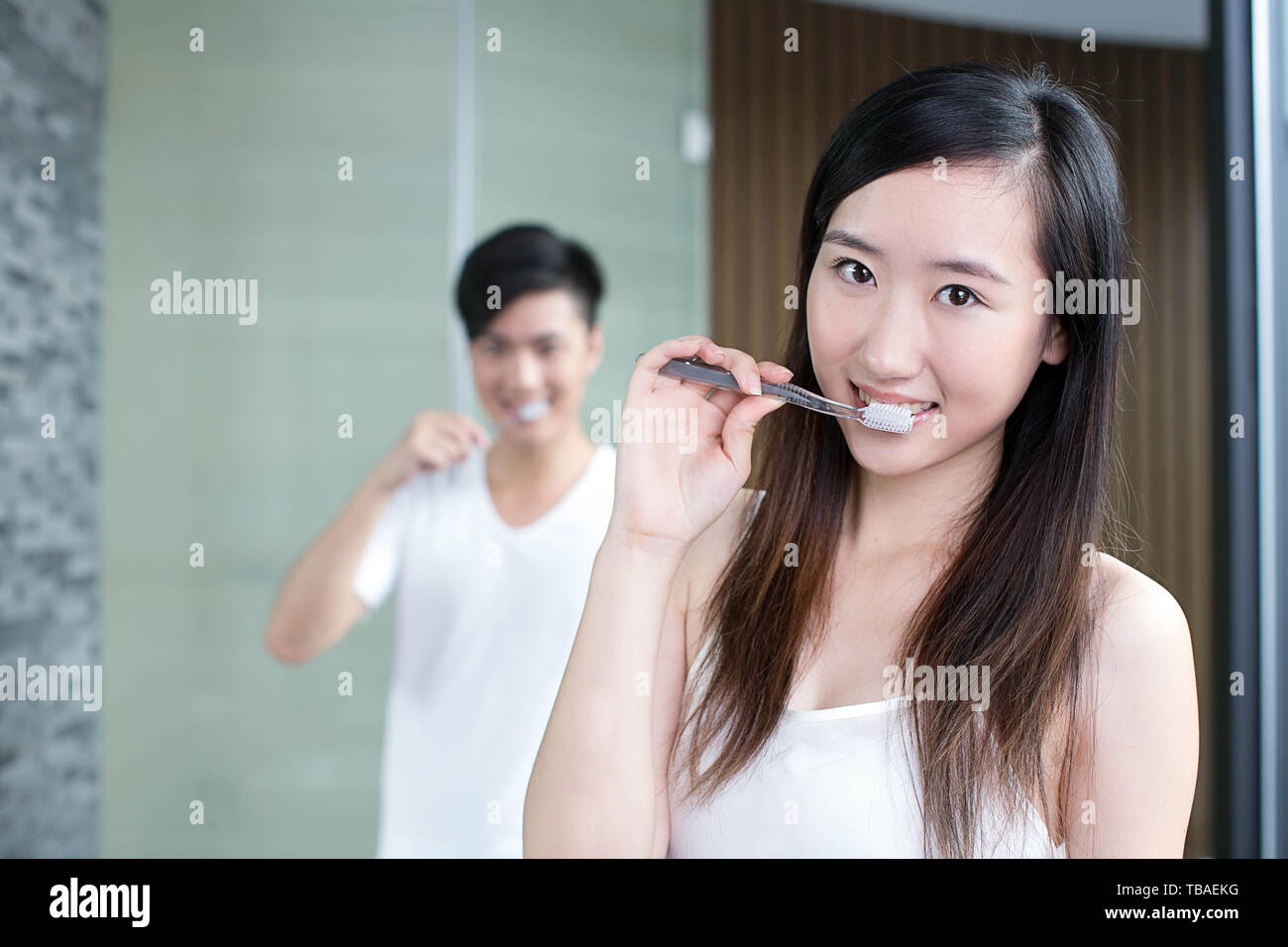 Chinese old toothbrush hi-res stock photography and images - Alamy