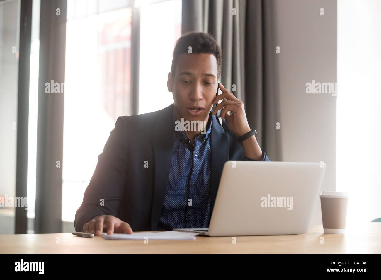 Solve problems hi-res stock photography and images - Alamy