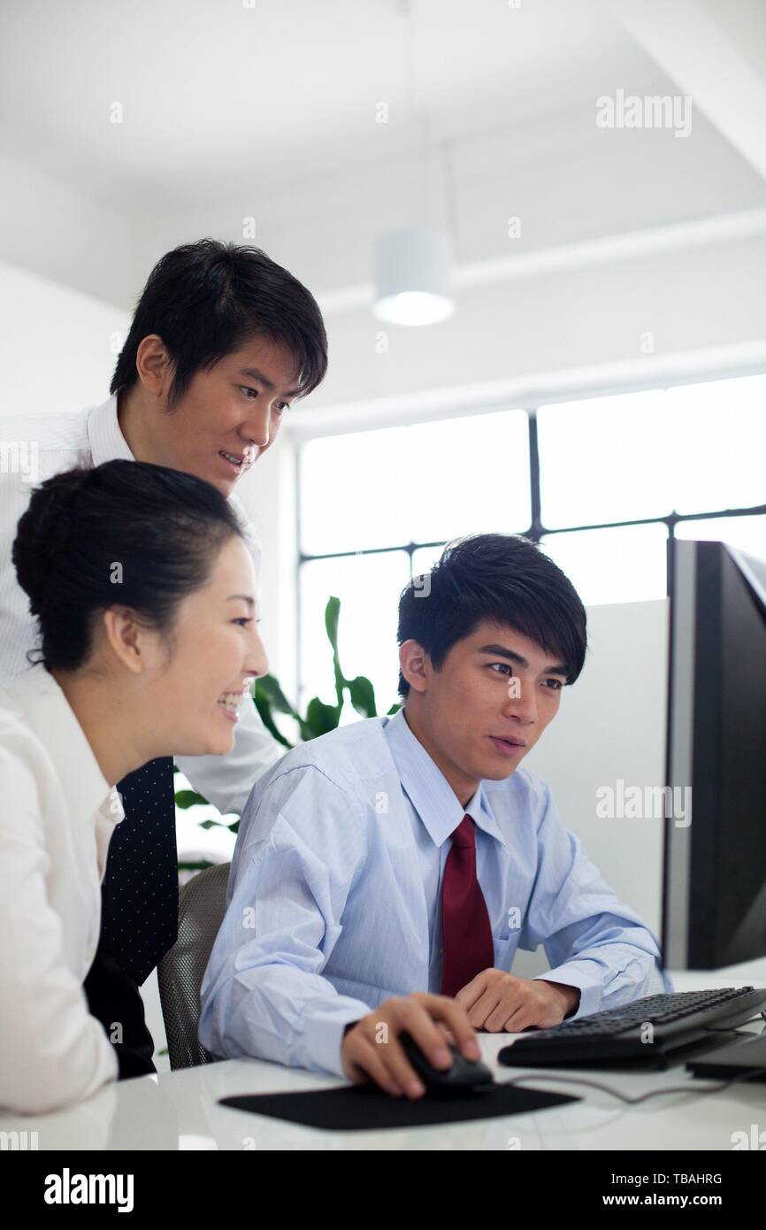 Three figure composition hi-res stock photography and images - Alamy