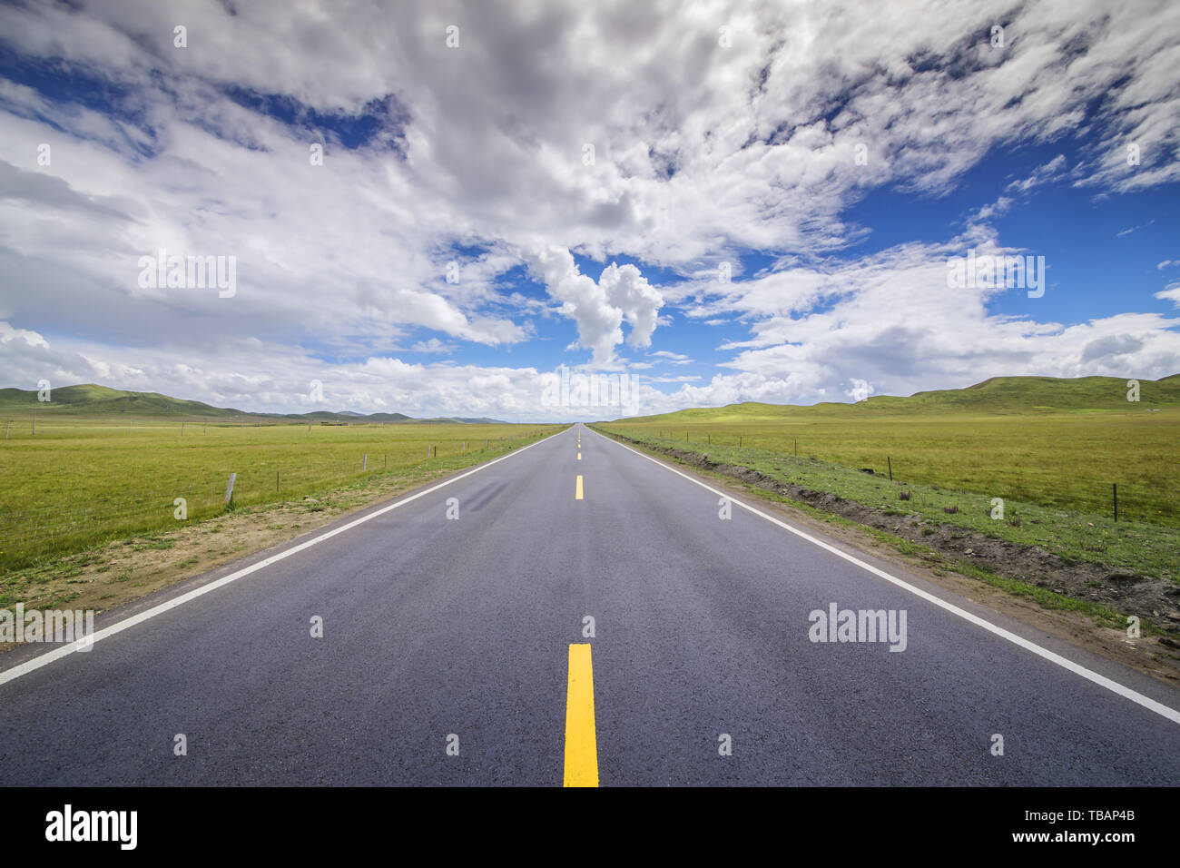 Qinghai map hi-res stock photography and images - Alamy