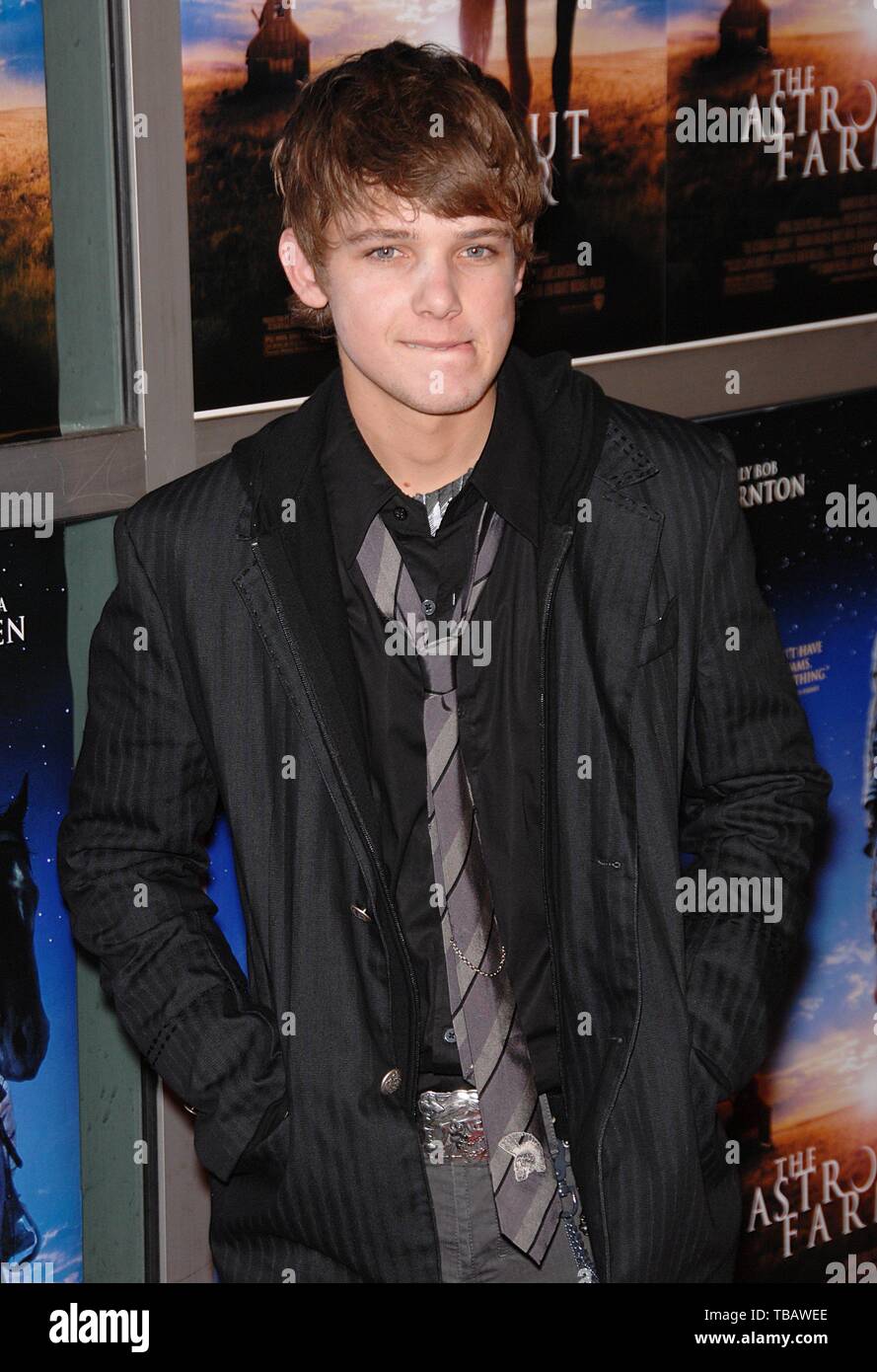 LOS ANGELES, CA. February 20, 2007: Actor Max Thieriot arrives on the ...