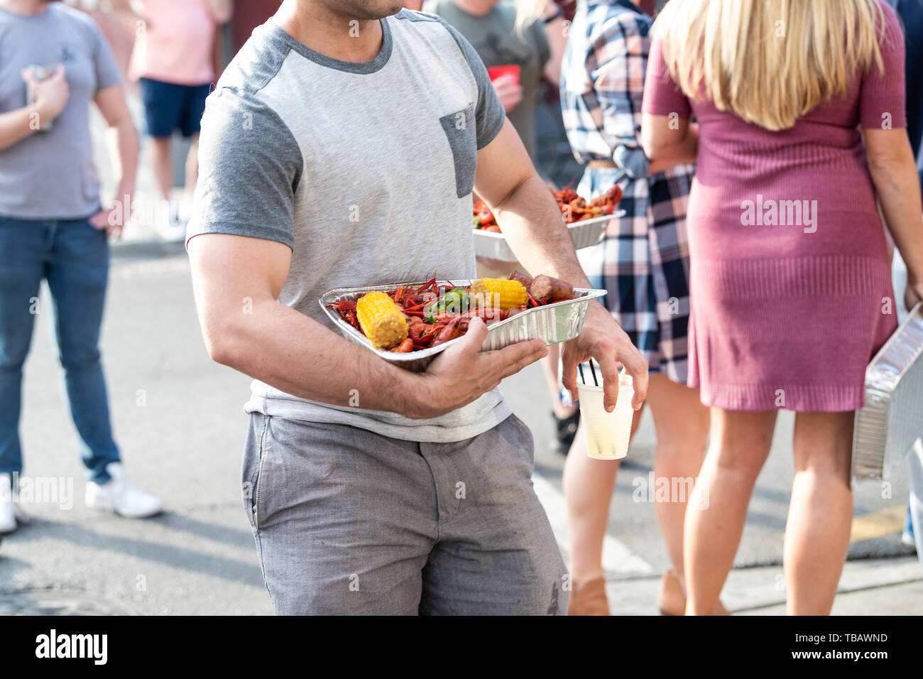 Man eating lobster hi-res stock photography and images - Alamy