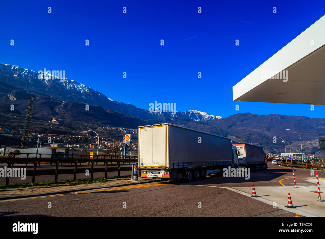 Italian motorway hi-res stock photography and images - Alamy