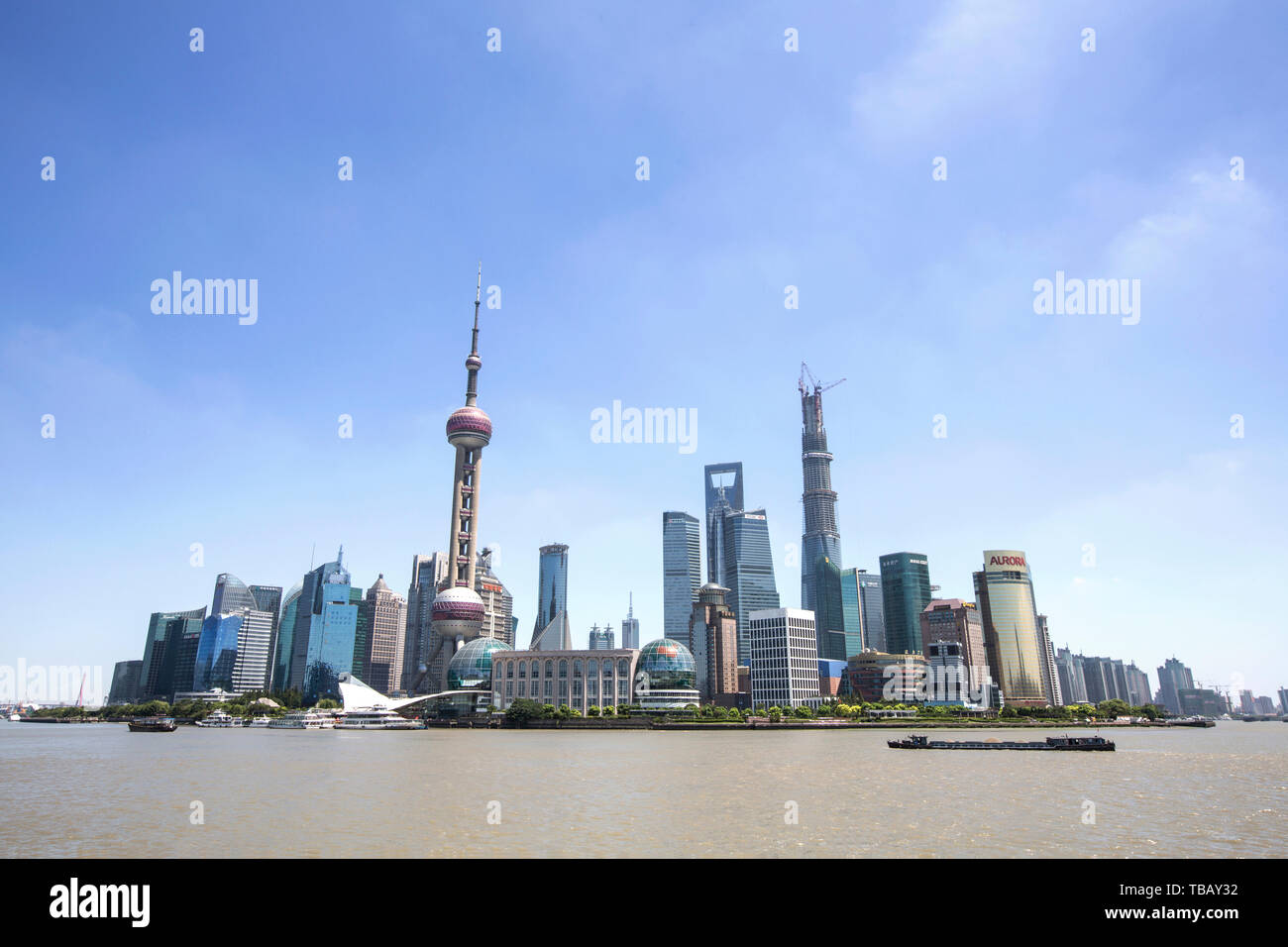 Shanghai global financial center building hi-res stock photography and ...