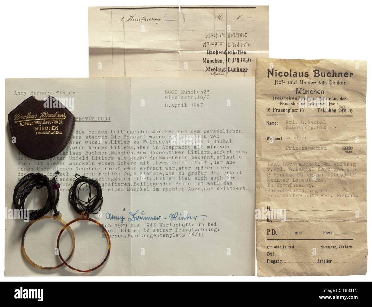 Wearing monocle hi-res stock photography and images - Alamy