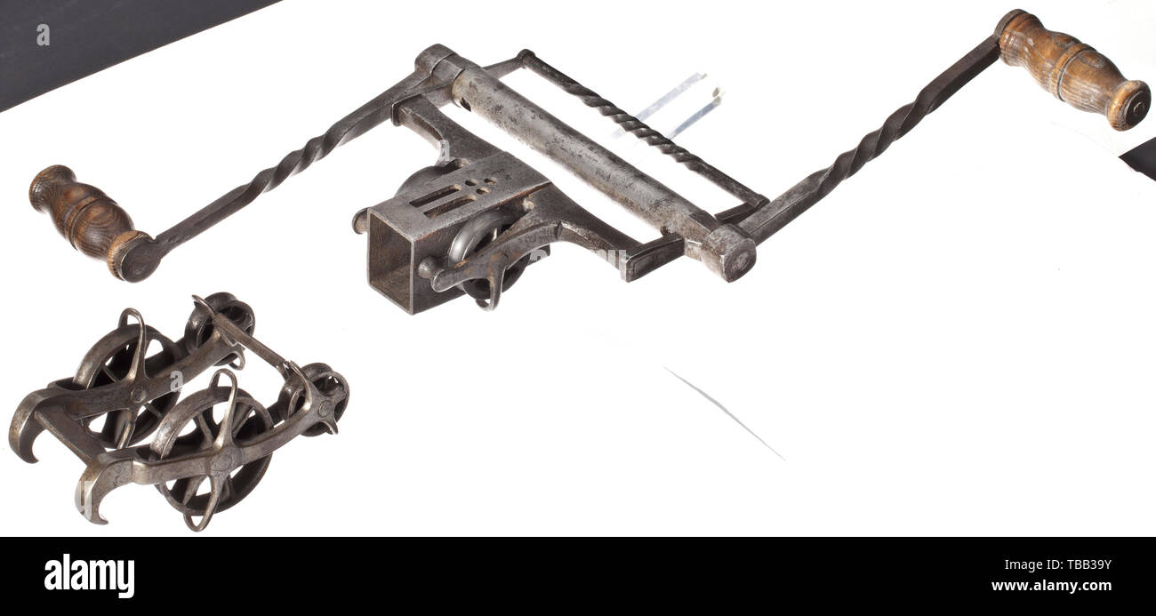 Historical weapon crossbow hi-res stock photography and images - Alamy