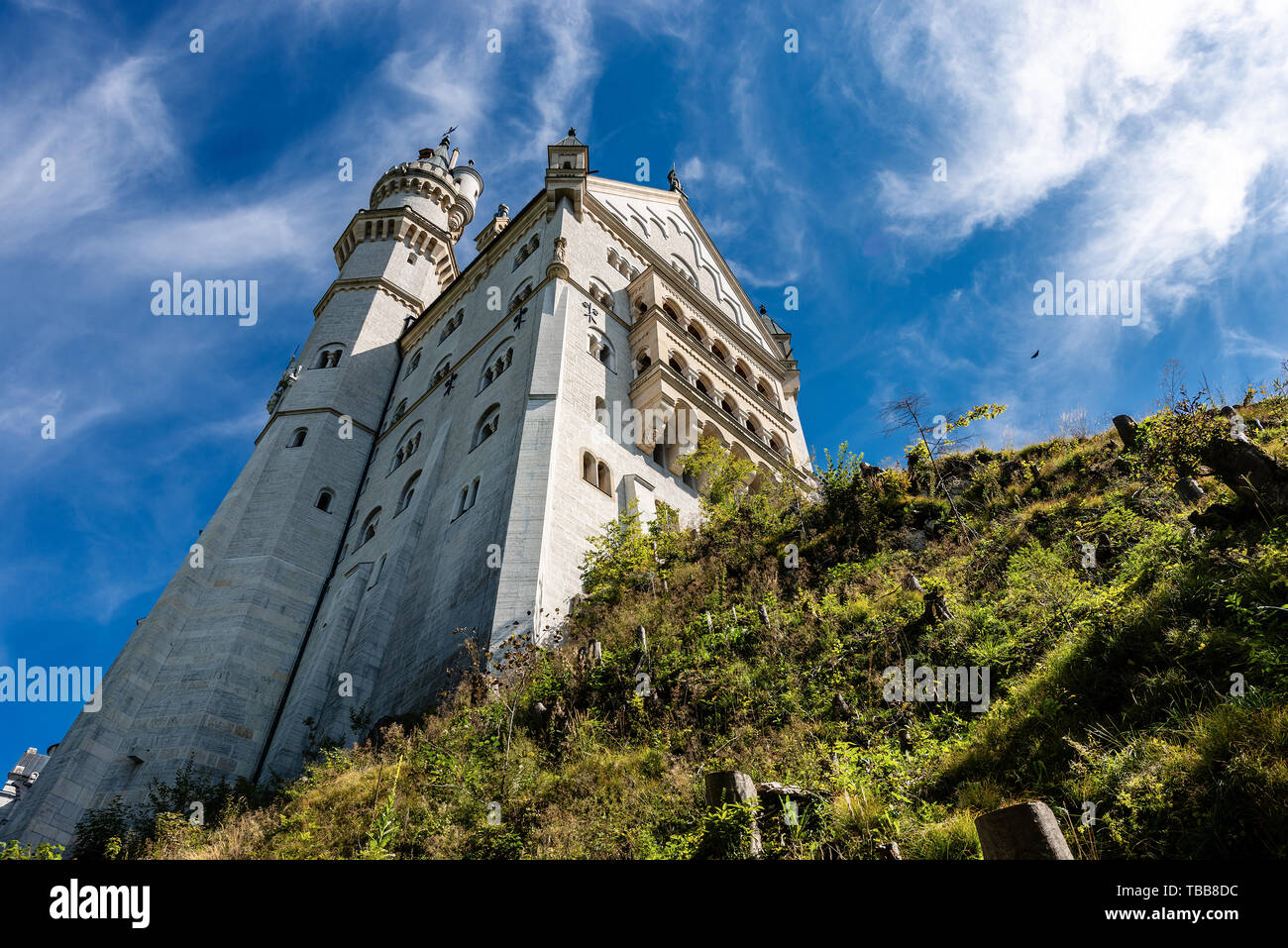 Neuschwanstein Castle (New Swanstone Castle - Schloss Neuschwanstein ...