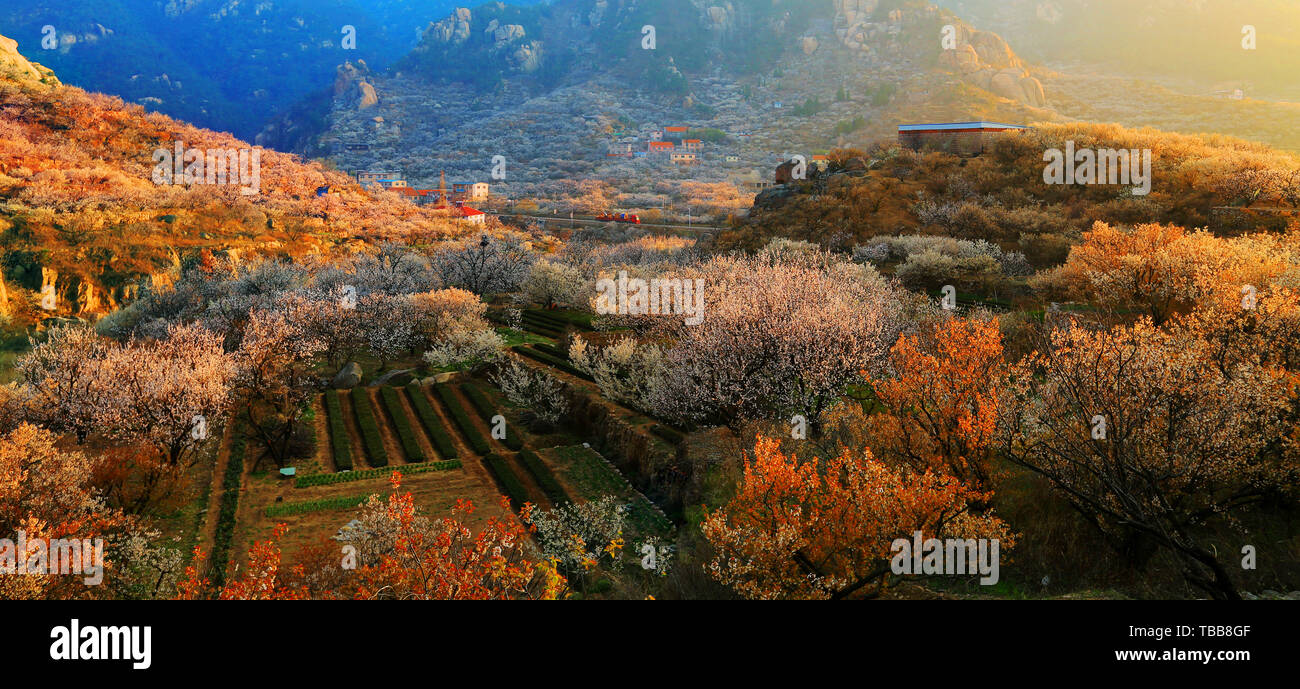 Comfortable weather and clouds and beautiful scenery hi-res stock ...