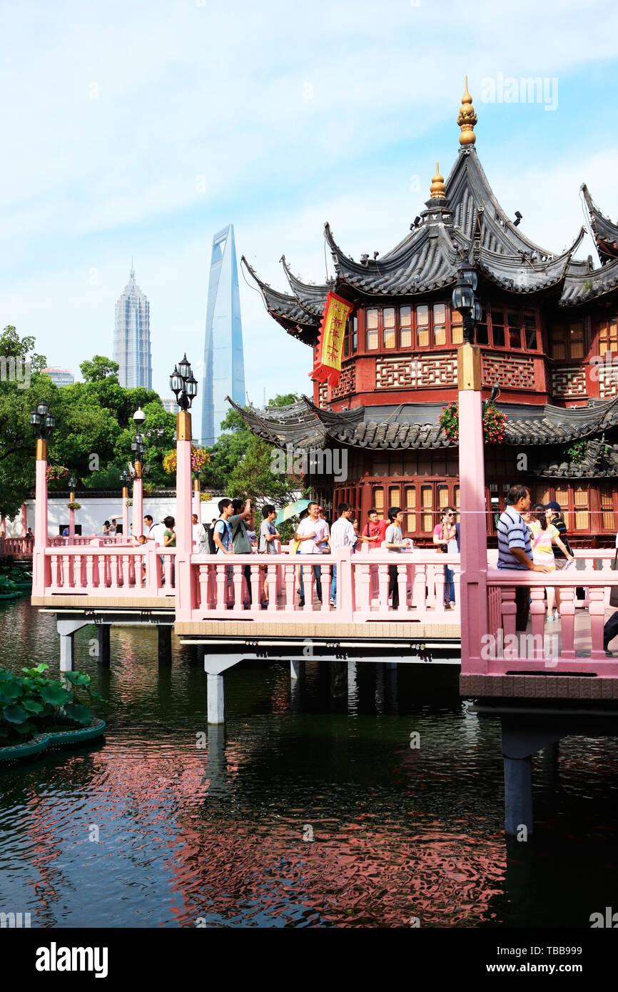 Historic buildings in Shanghai Stock Photo - Alamy