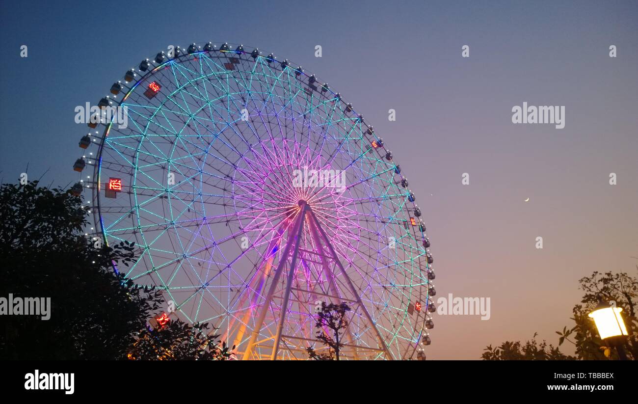 Ferris wheel wheels carnival hi-res stock photography and images - Alamy
