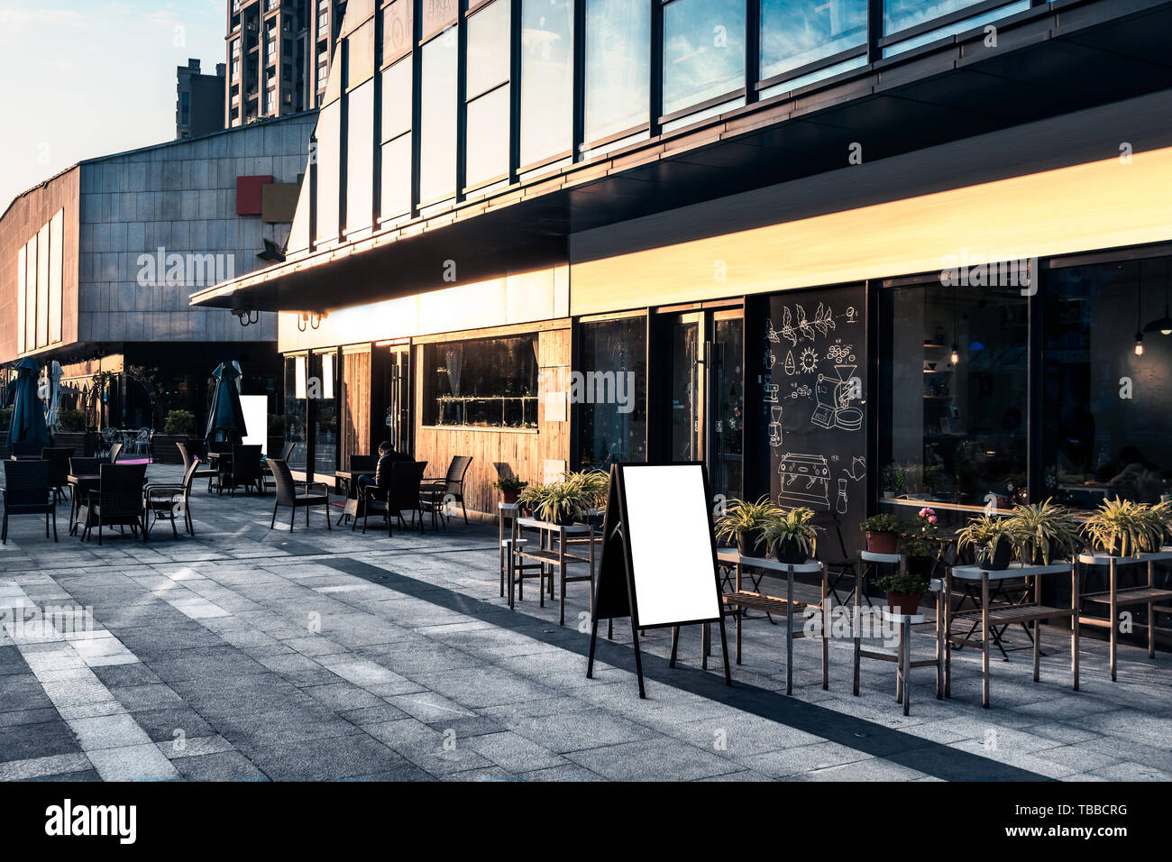 Downtown roadside hi-res stock photography and images - Alamy