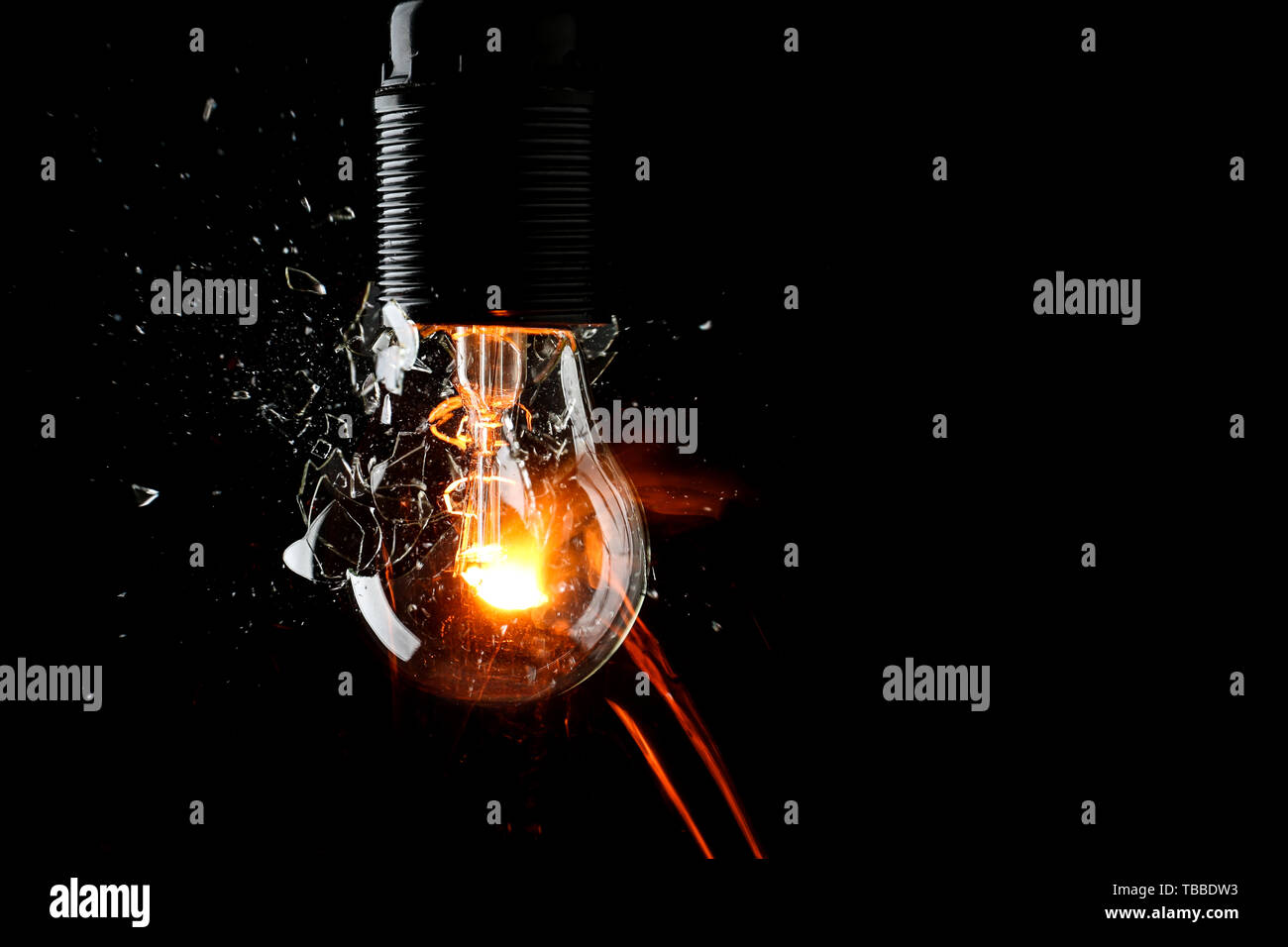 Shattering light bulb hi-res stock photography and images - Alamy