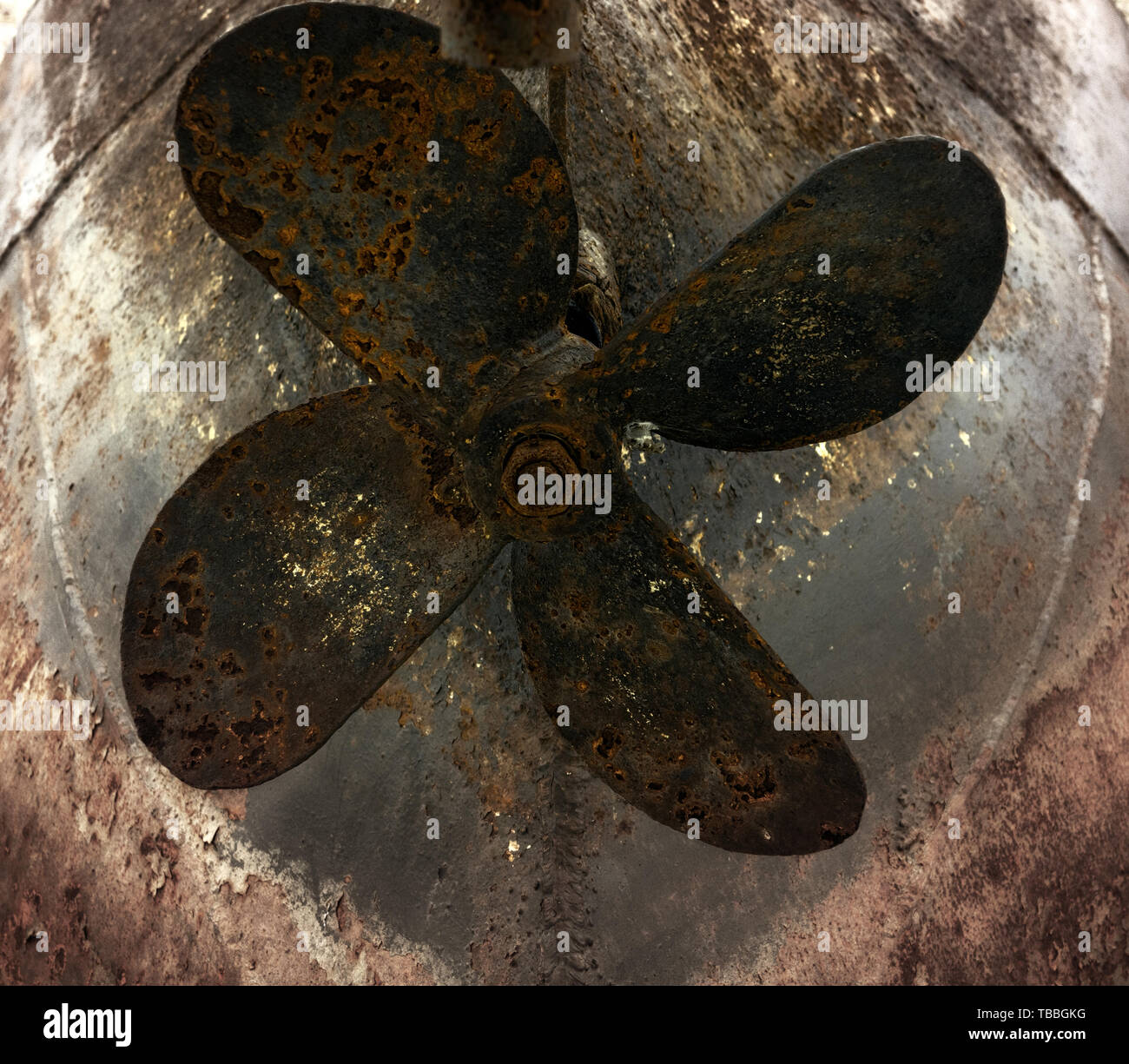 Shipwreck shipwrecks rust sail old hi-res stock photography and images ...