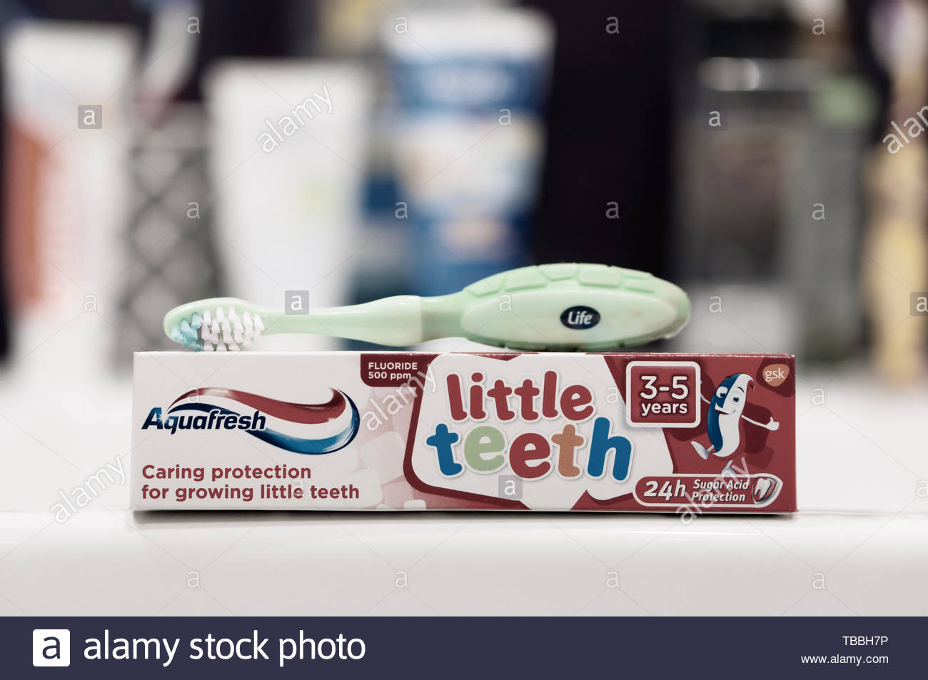 Toothpaste Box High Resolution Stock Photography and Images - Alamy
